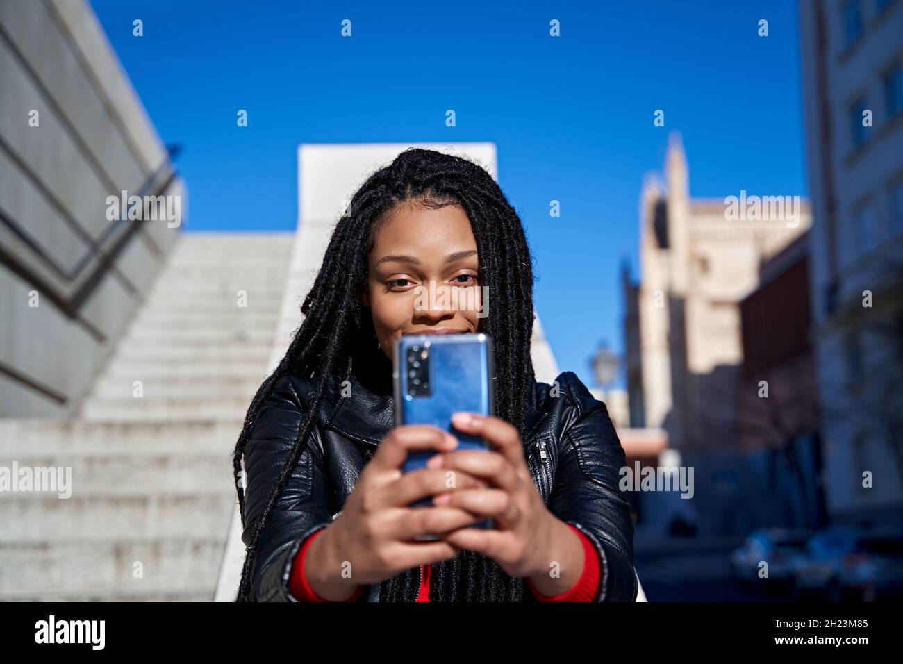 Sending messages hi-res stock photography and images - Alamy