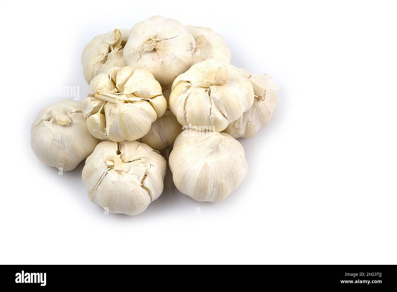 Group of Garlic isolated on white background Stock Photo - Alamy