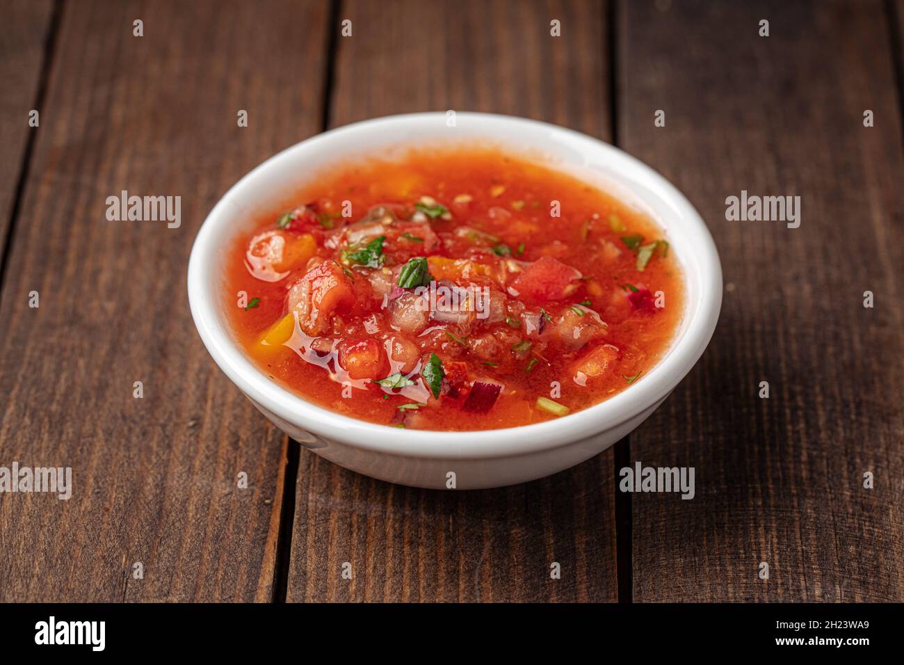 Small bowl of appetizing red salsa sauce Stock Photo - Alamy