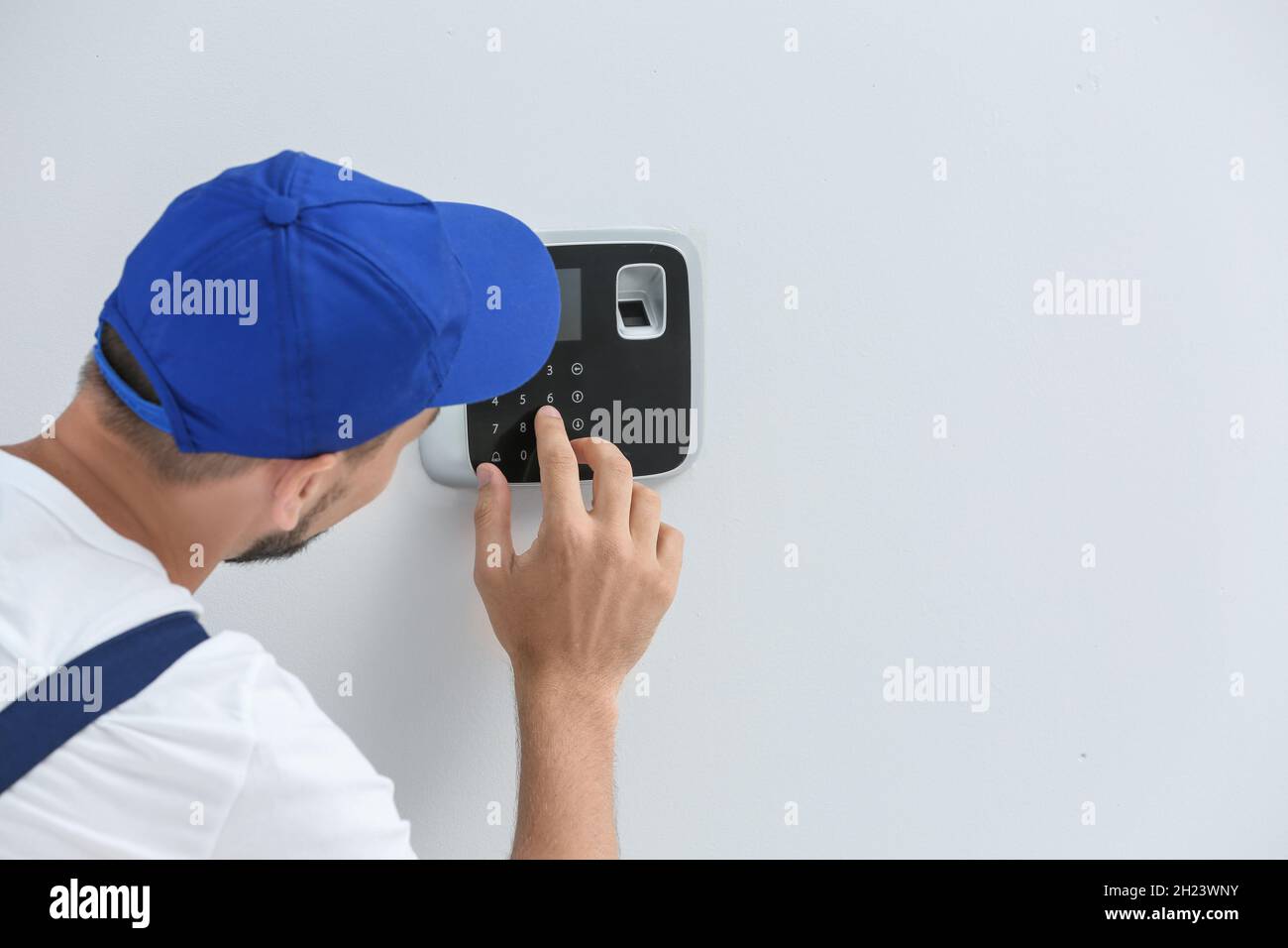 Install alarm control panel hi-res stock photography and images - Alamy
