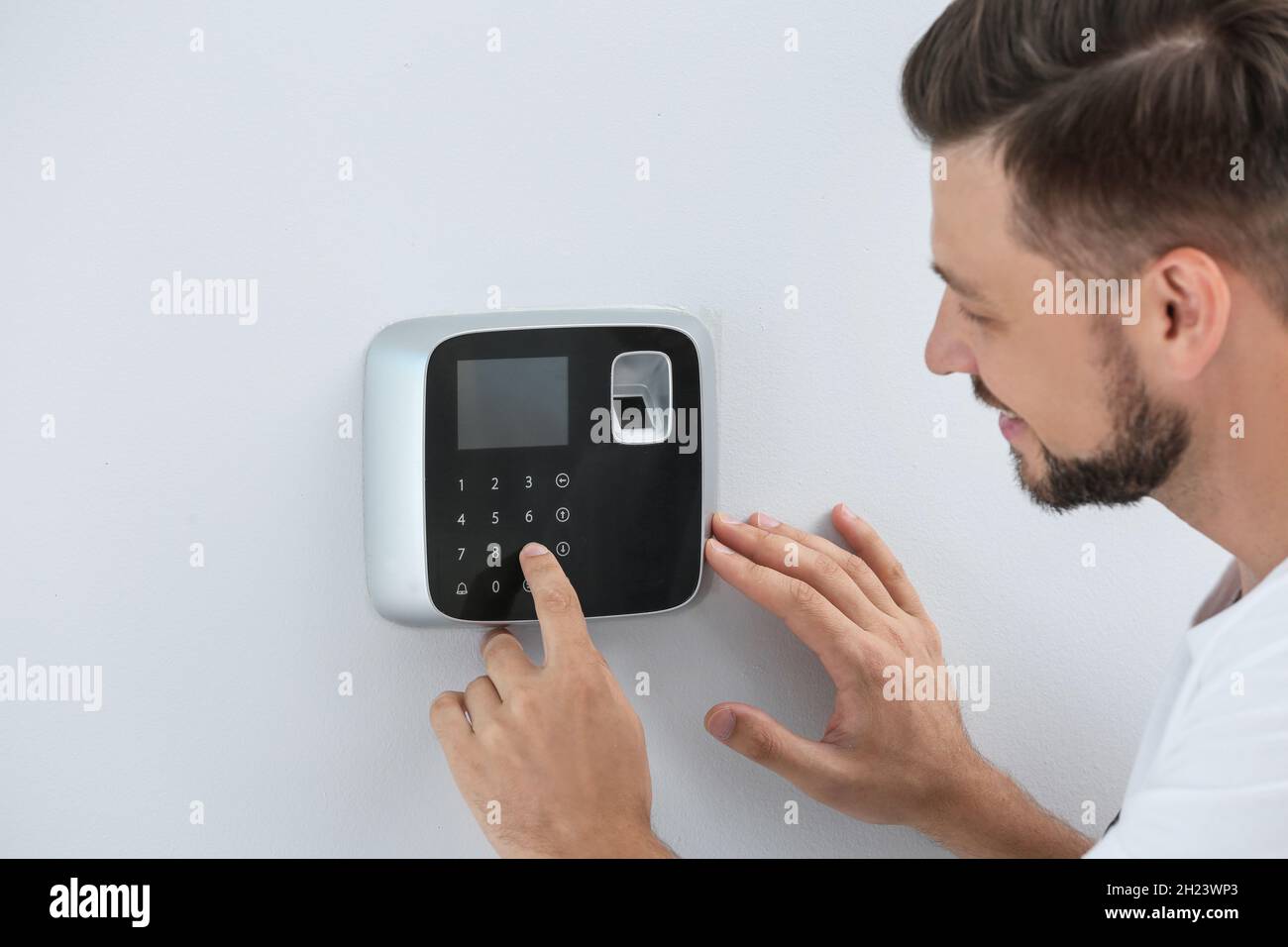 Alarm control panel install hi-res stock photography and images - Alamy
