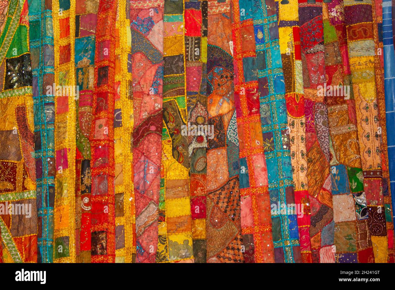 Muslim fabric hi-res stock photography and images - Alamy