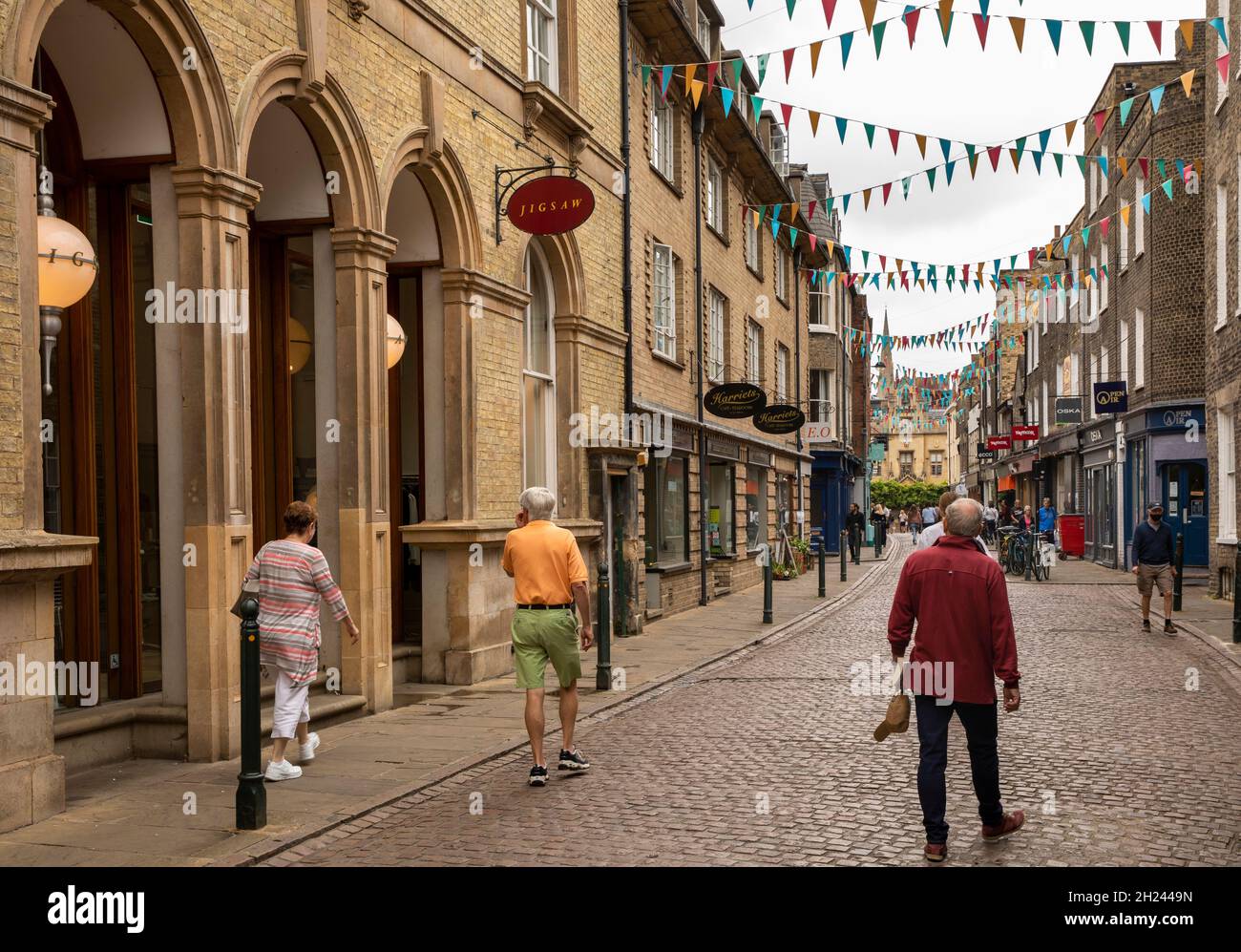 UK, England, Cambridgeshire, Cambridge, Trinity Street, shops Stock ...