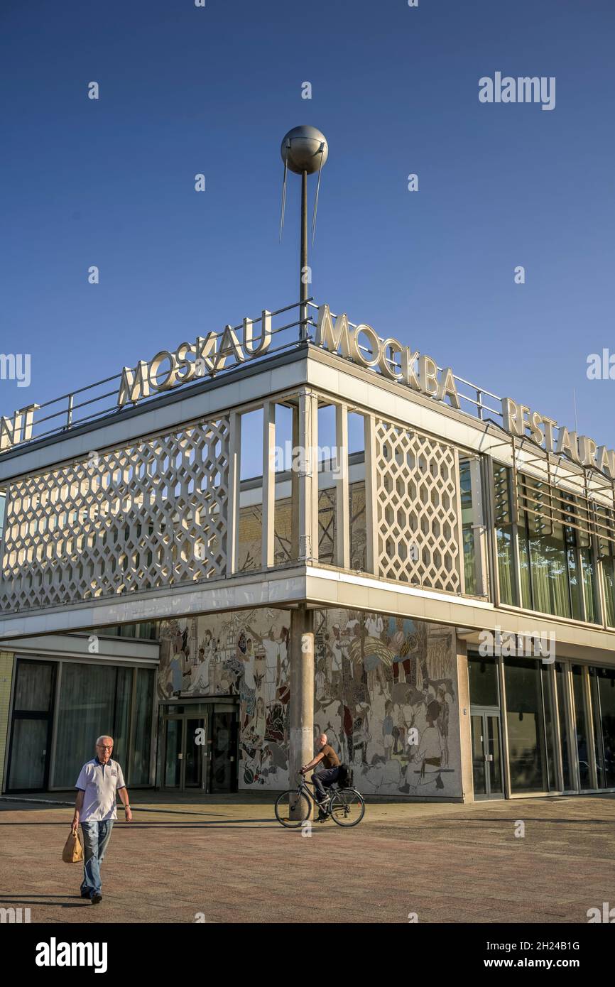 Cafe Moskau, Karl-Marx-Allee, Mitte, Berlin, Deutschland Stock Photo ...