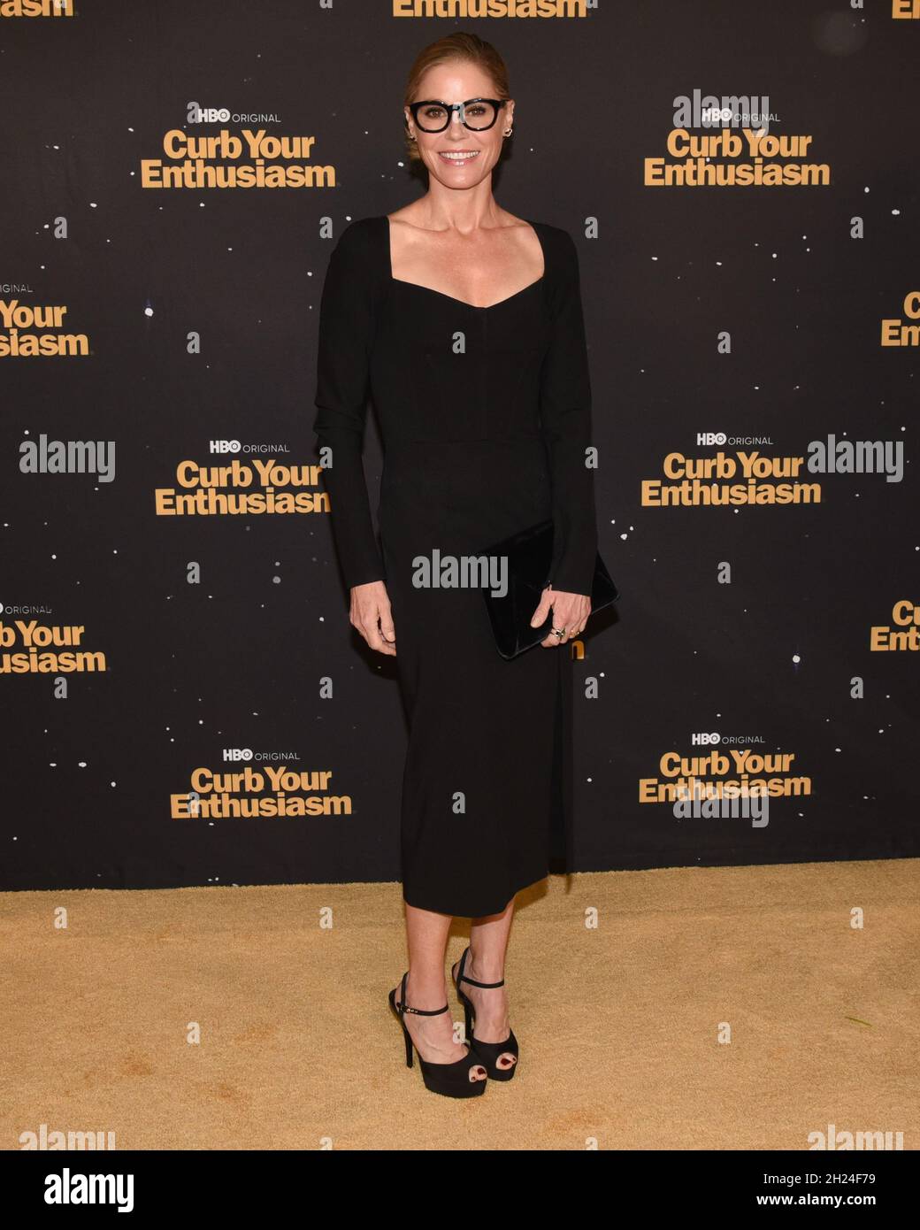 19 October 2021 - Los Angeles, California - Julie Bowen. HBO's ''Curb ...