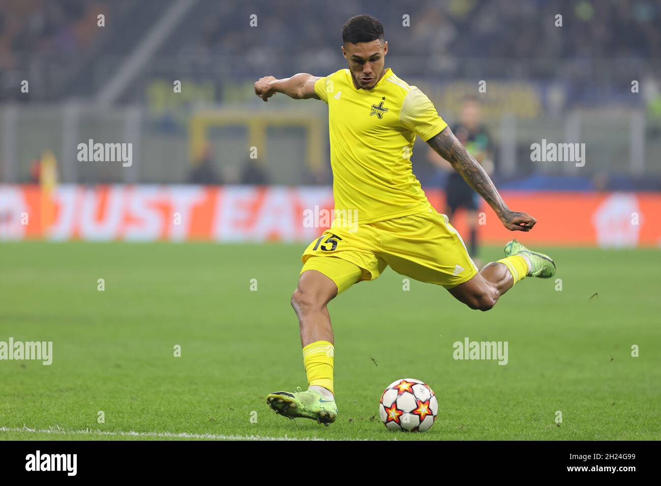 Fc sheriff tiraspol fans hi-res stock photography and images - Alamy