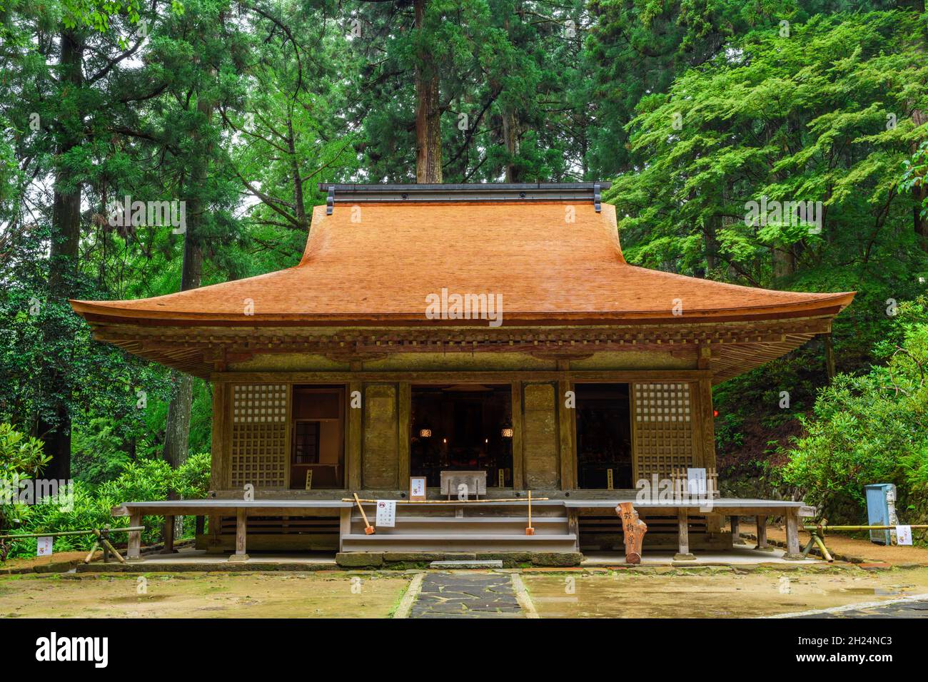 Nara, Japan - 01 July 2019: Muroji Temple worship hall, Uda, Nara Stock ...