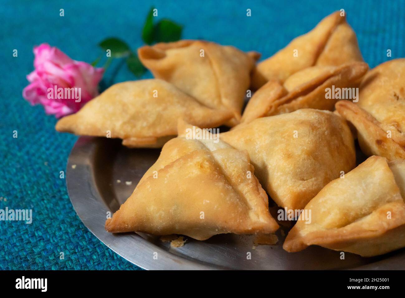 Homemade Samosa, samsa or smosa. A vegetarian spicy Indian special ...