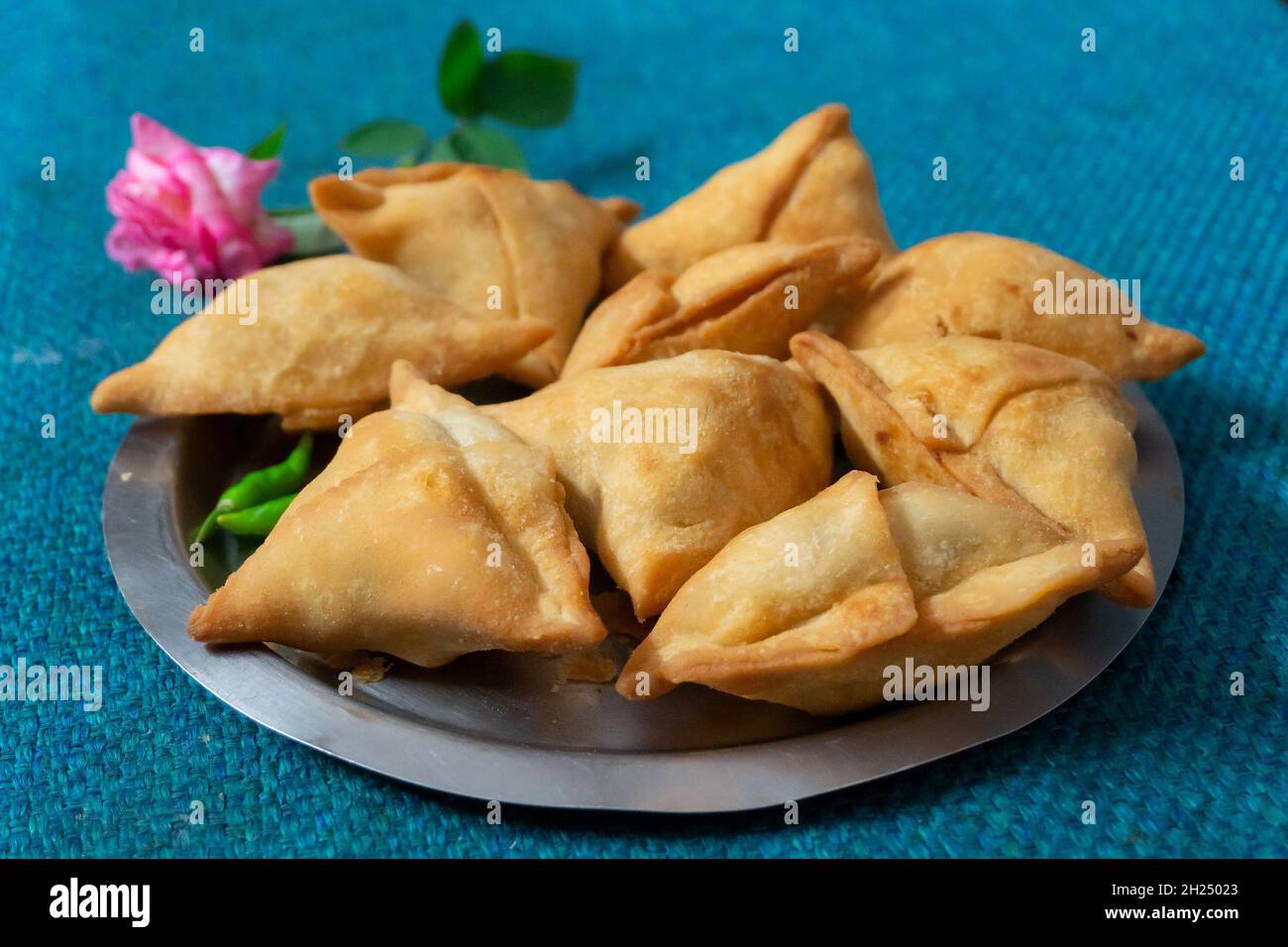 Homemade Samosa, samsa or smosa. A vegetarian spicy Indian special ...