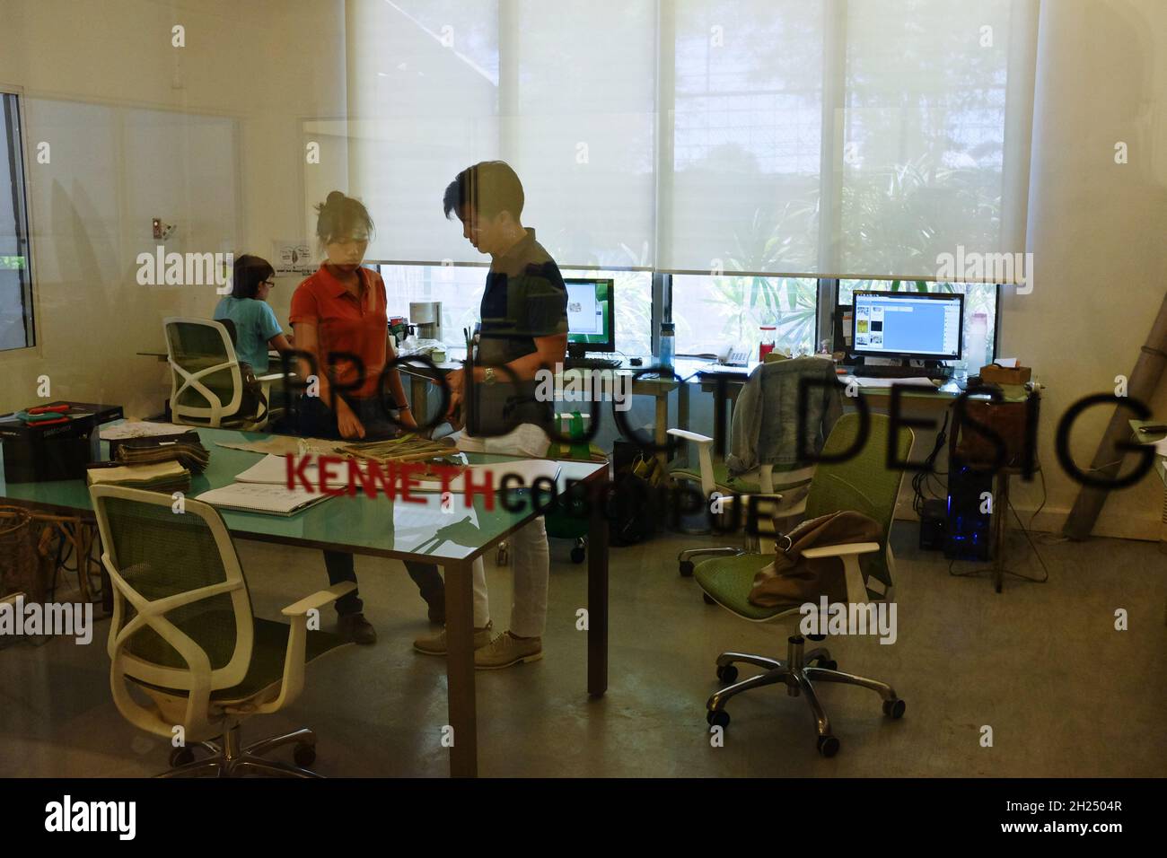 Filipino designer hi-res stock photography and images - Alamy