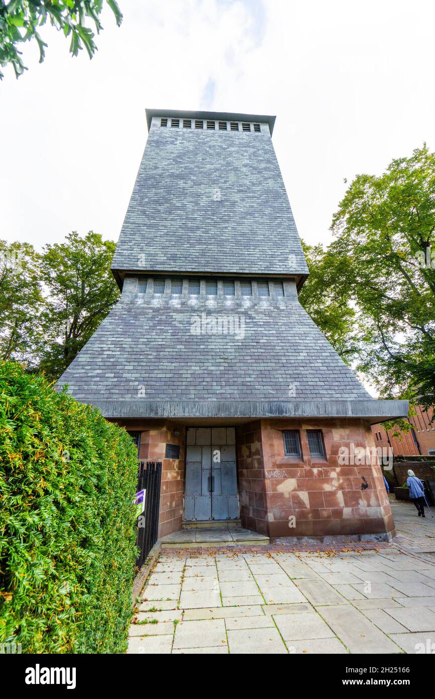 The Addleshaw Tower housing the bells of Chester Cathedral Stock Photo ...