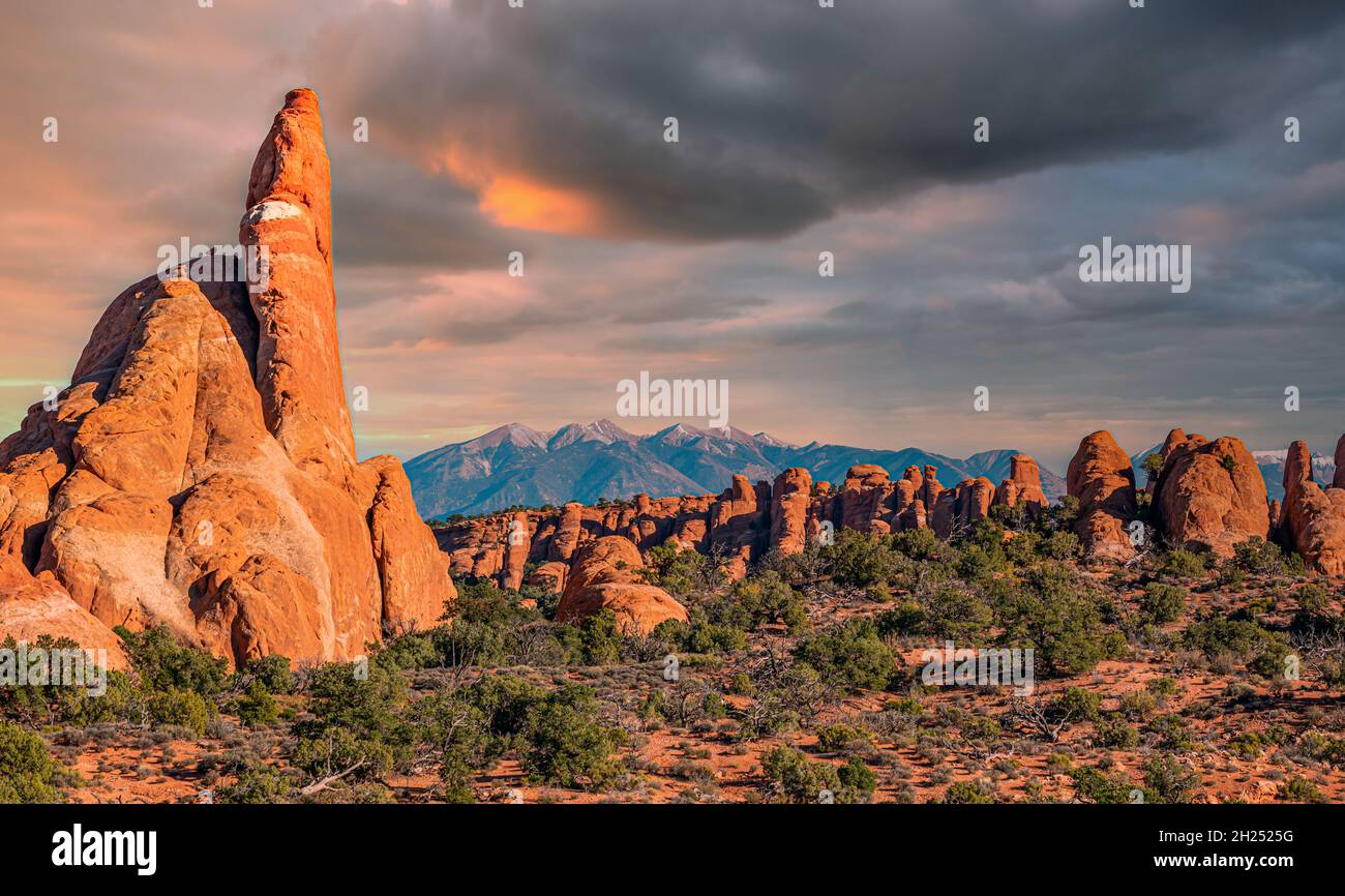 Arches National Park is a national park in eastern Utah, United States ...