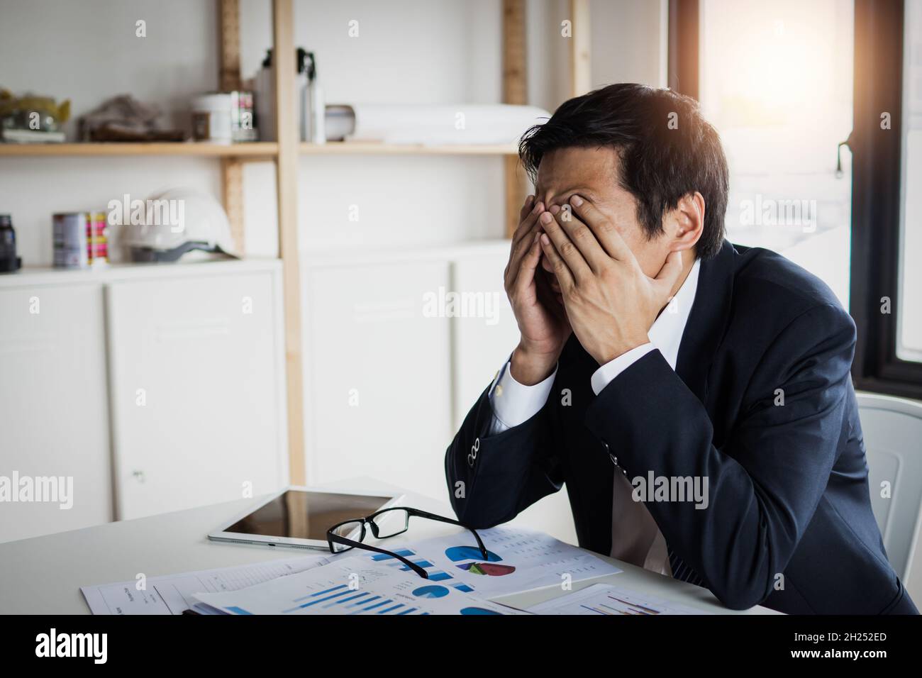 Business value hi-res stock photography and images - Alamy