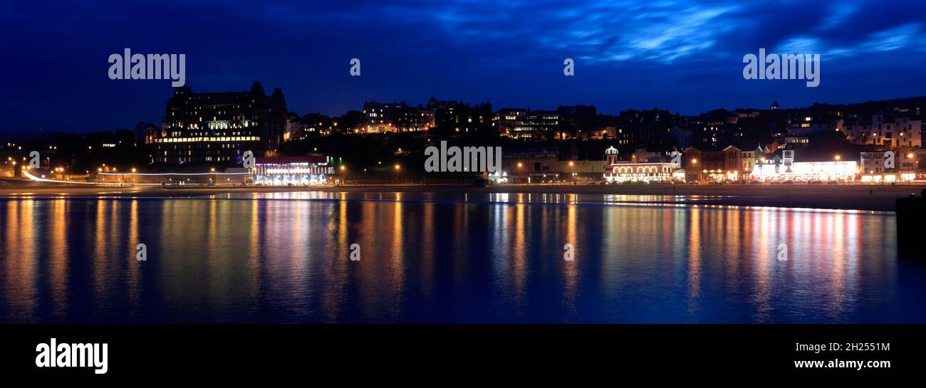 South shore scarborough at night hi-res stock photography and images ...