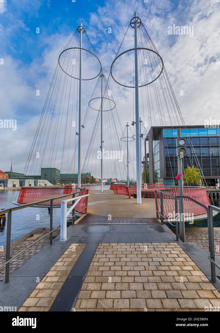 Five circles pedestrian bridge hi-res stock photography and images - Alamy