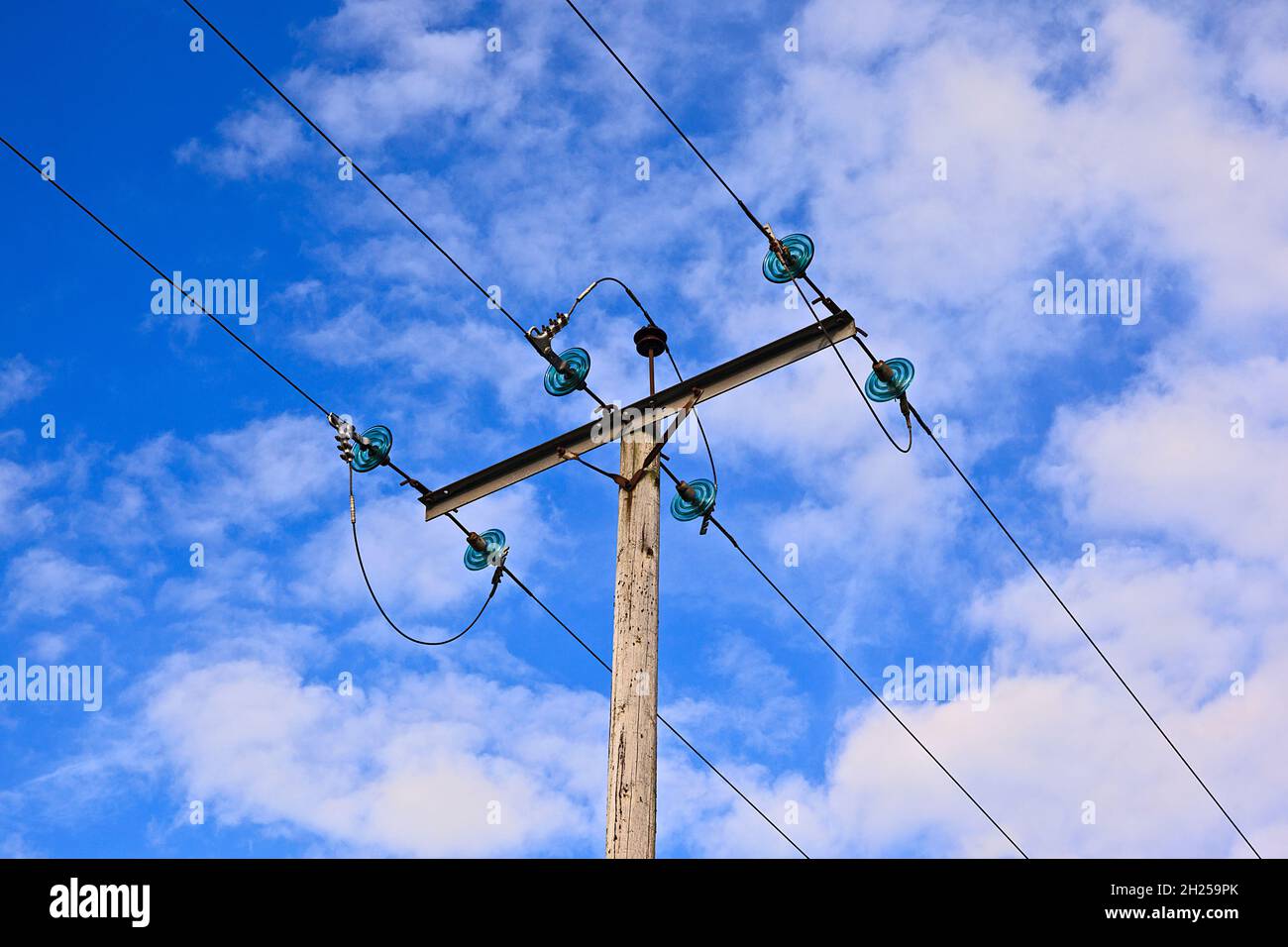Overhead Electric Cable High Resolution Stock Photography and Images ...