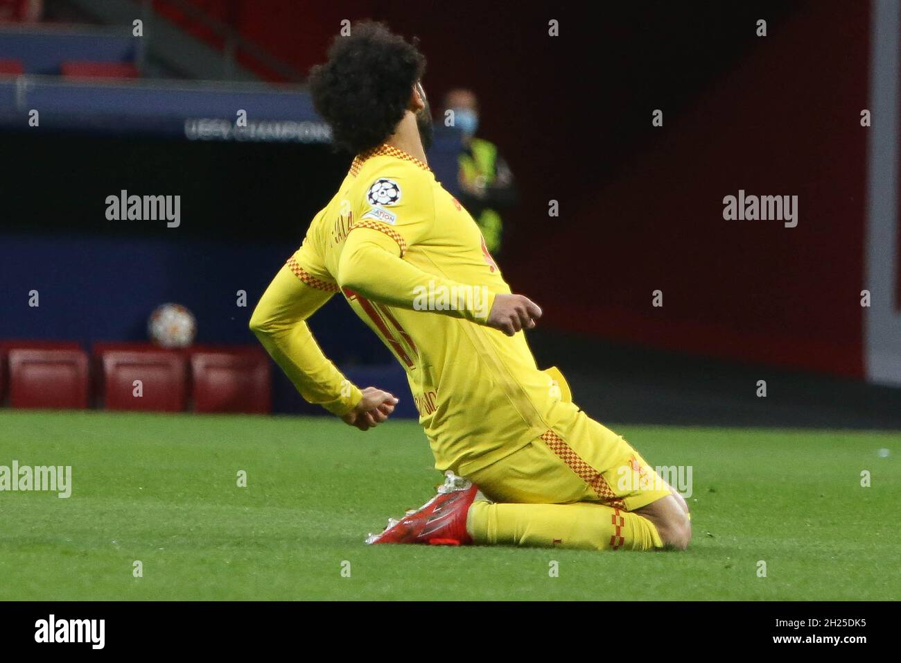 Mohamed salah liverpool celebration hi-res stock photography and images ...