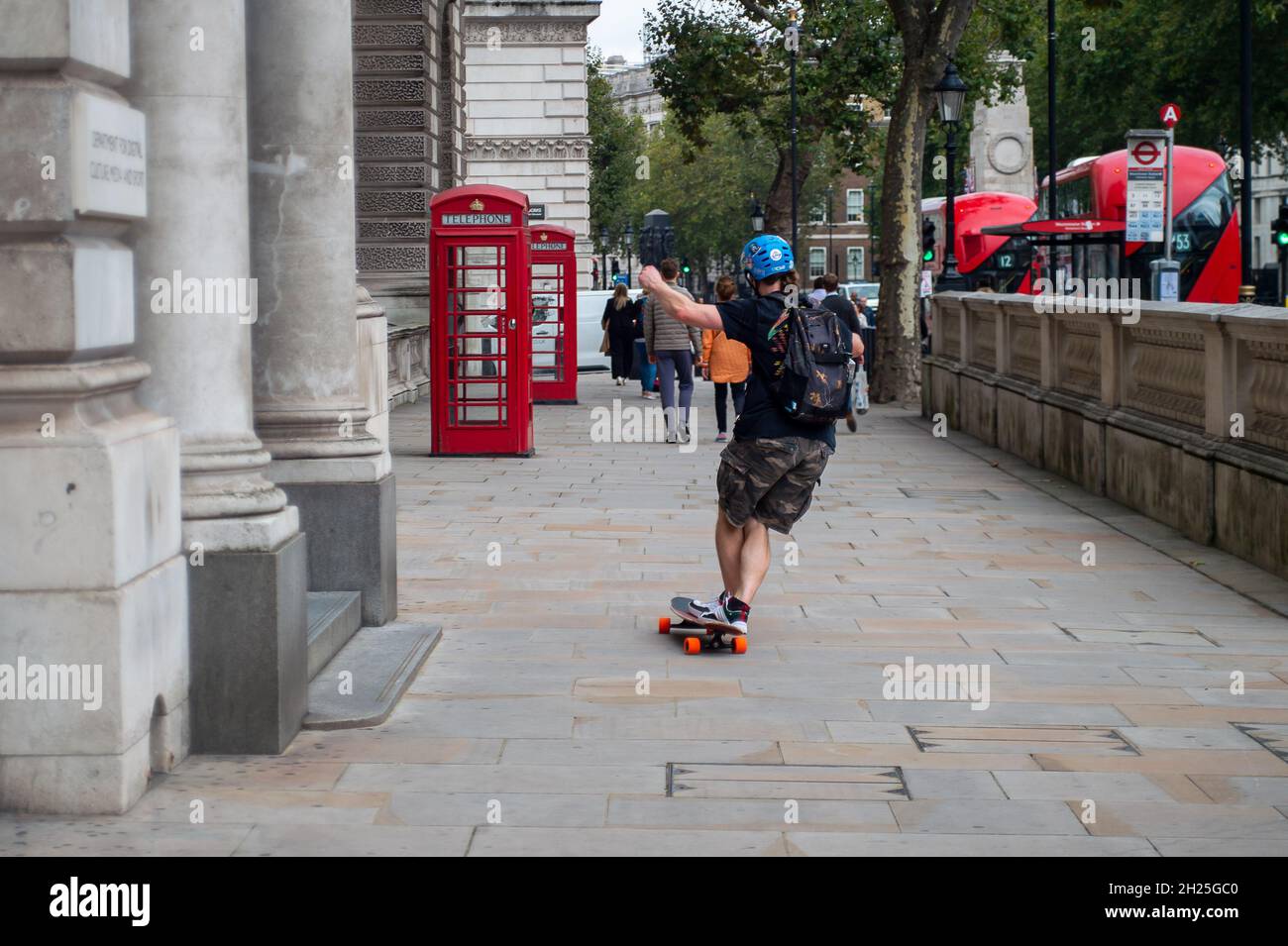 Stakeboarding hi-res stock photography and images - Alamy