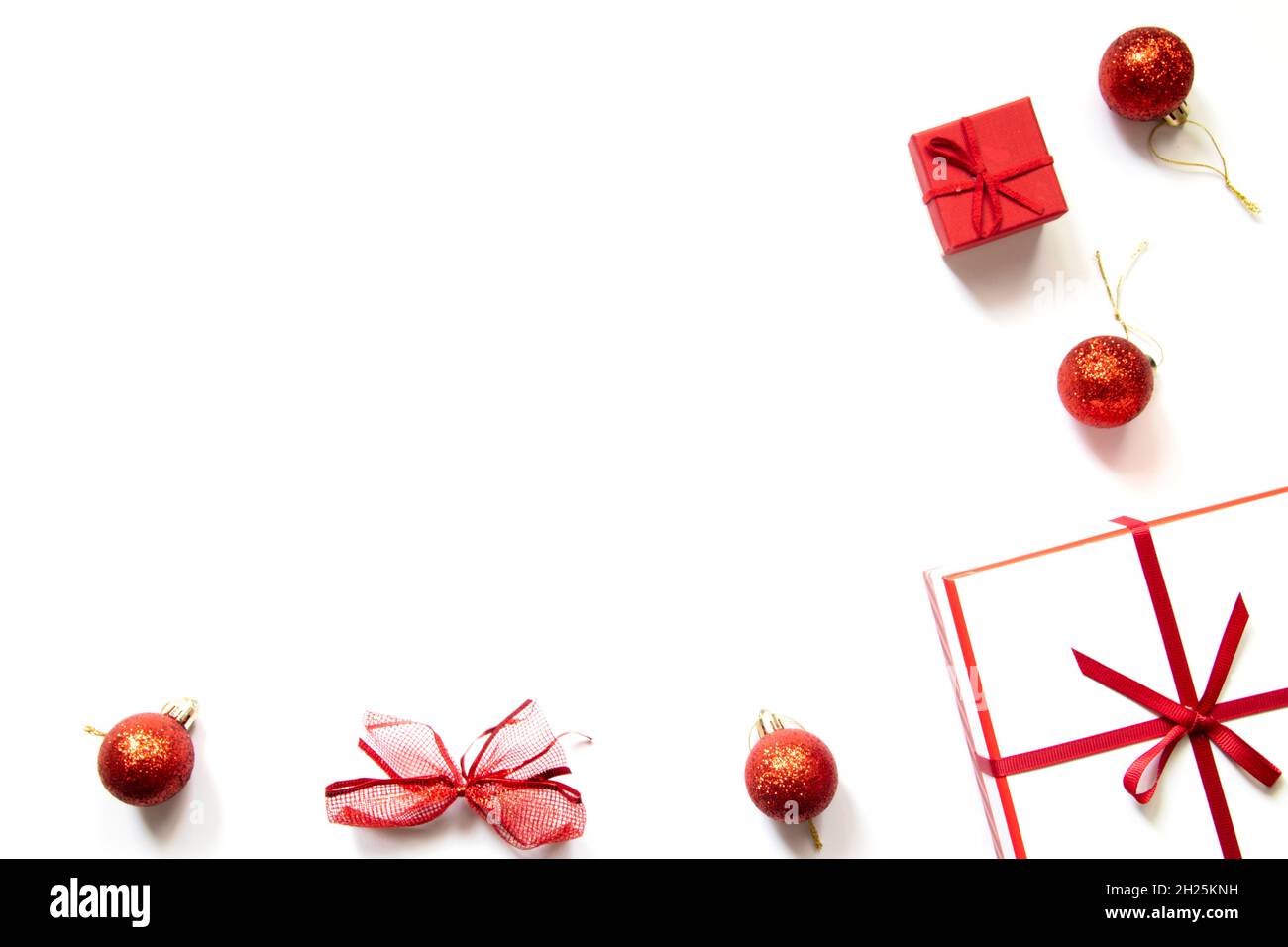 Winter table decor on Cut Out Stock Images & Pictures - Alamy