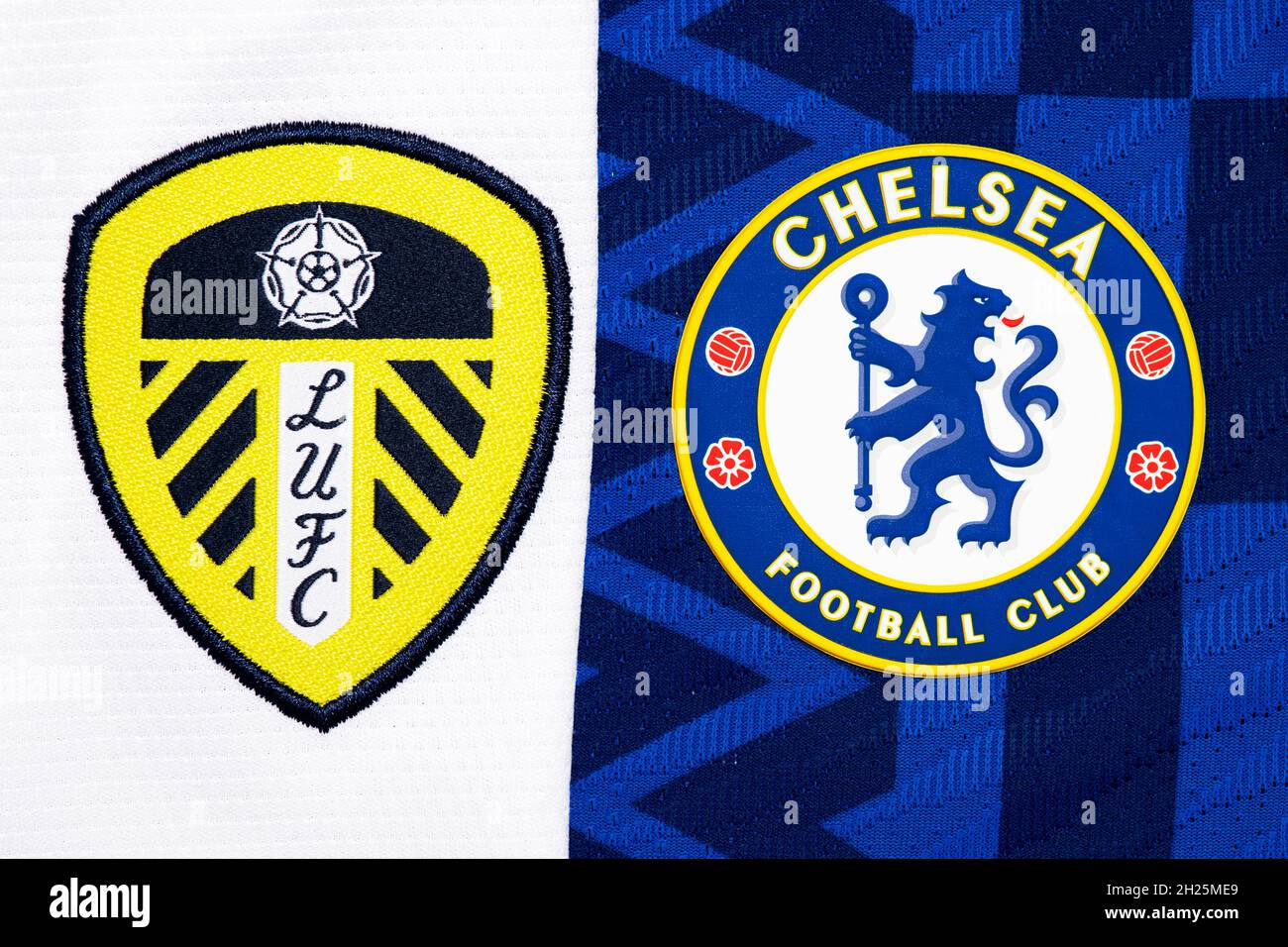 Leeds united football club crest hi-res stock photography and images ...