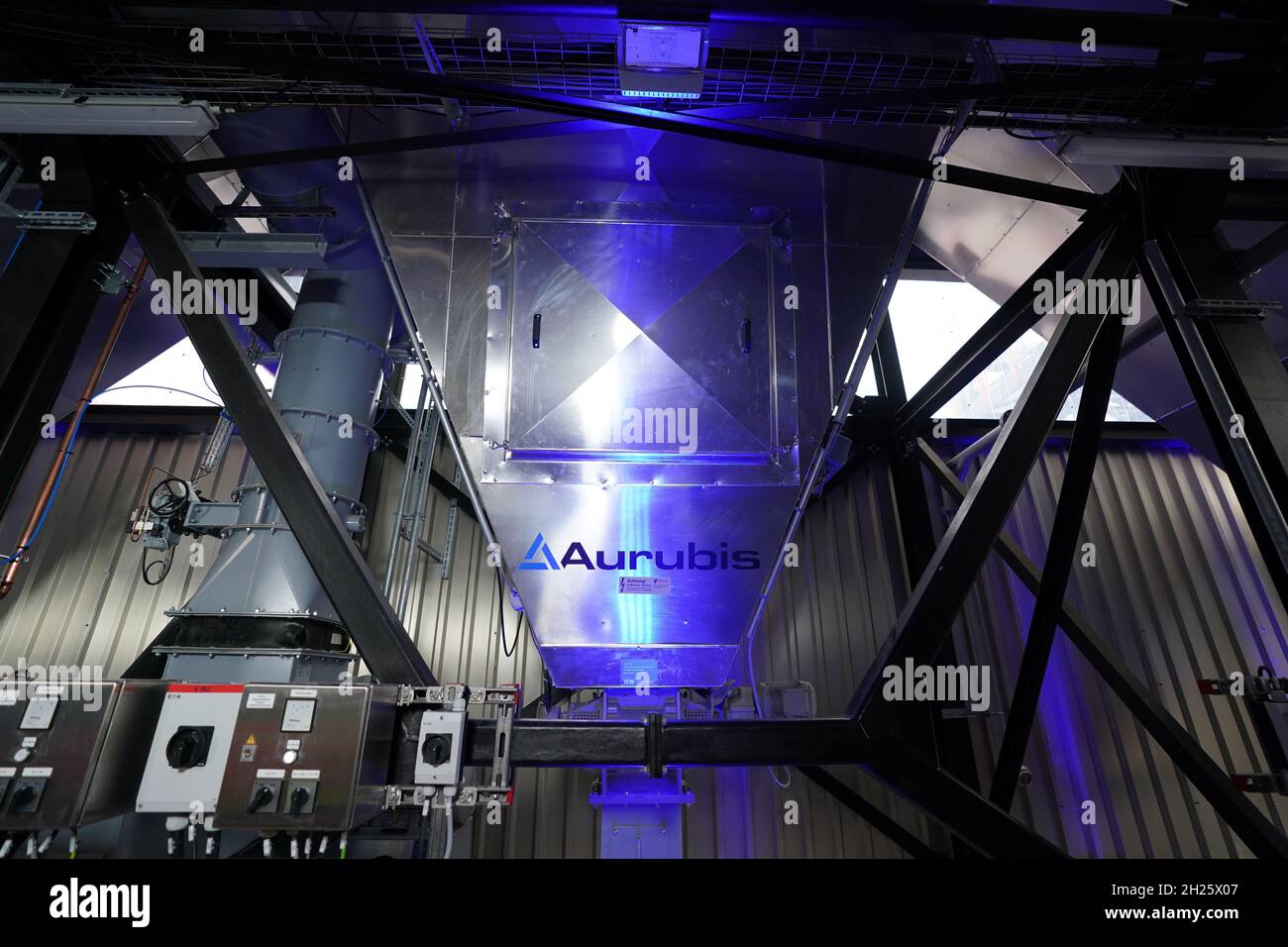 Hamburg, Germany. 20th Oct, 2021. Huge filters can be seen in the ...