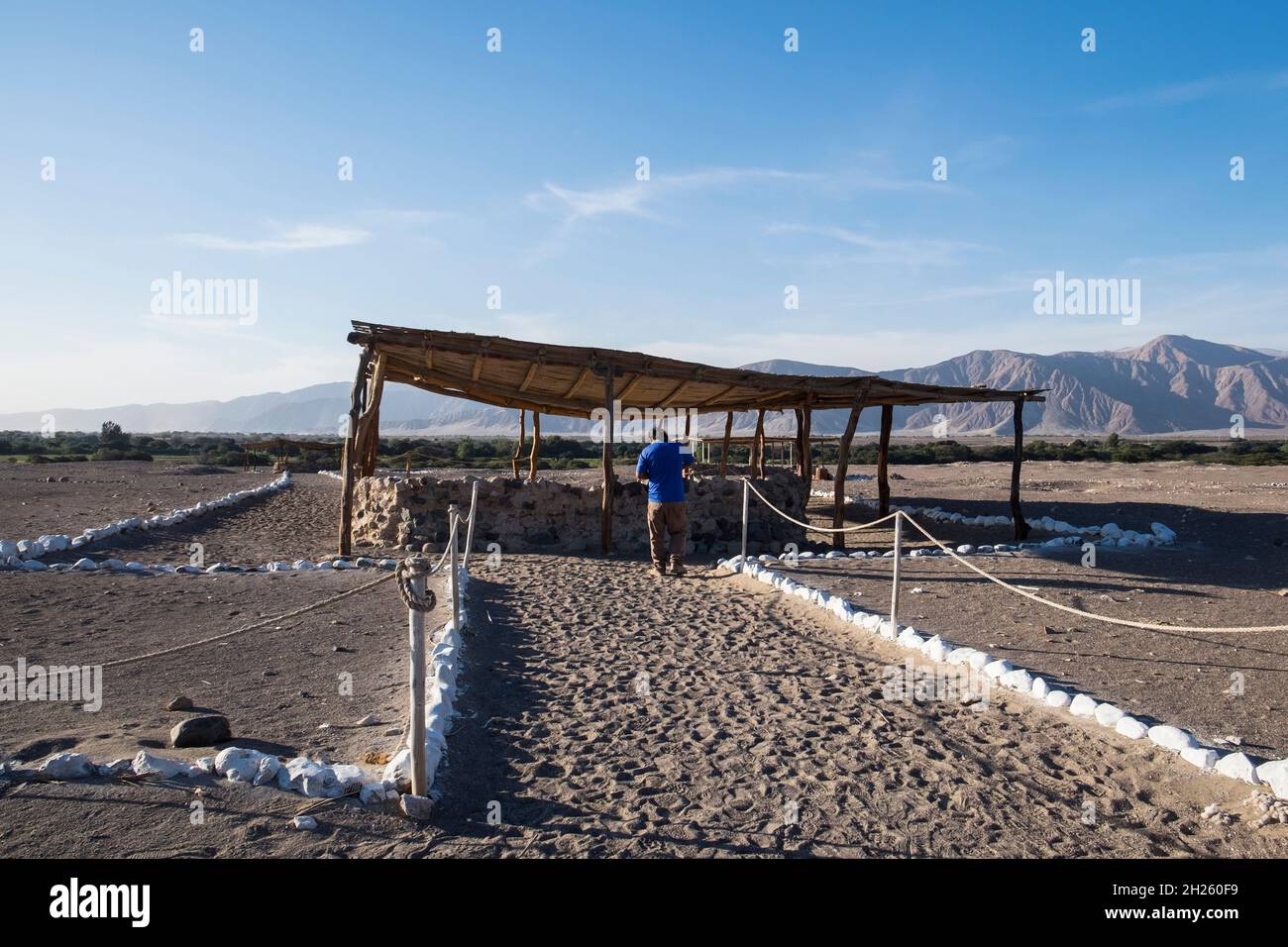 Peru cemeteries hi-res stock photography and images - Alamy