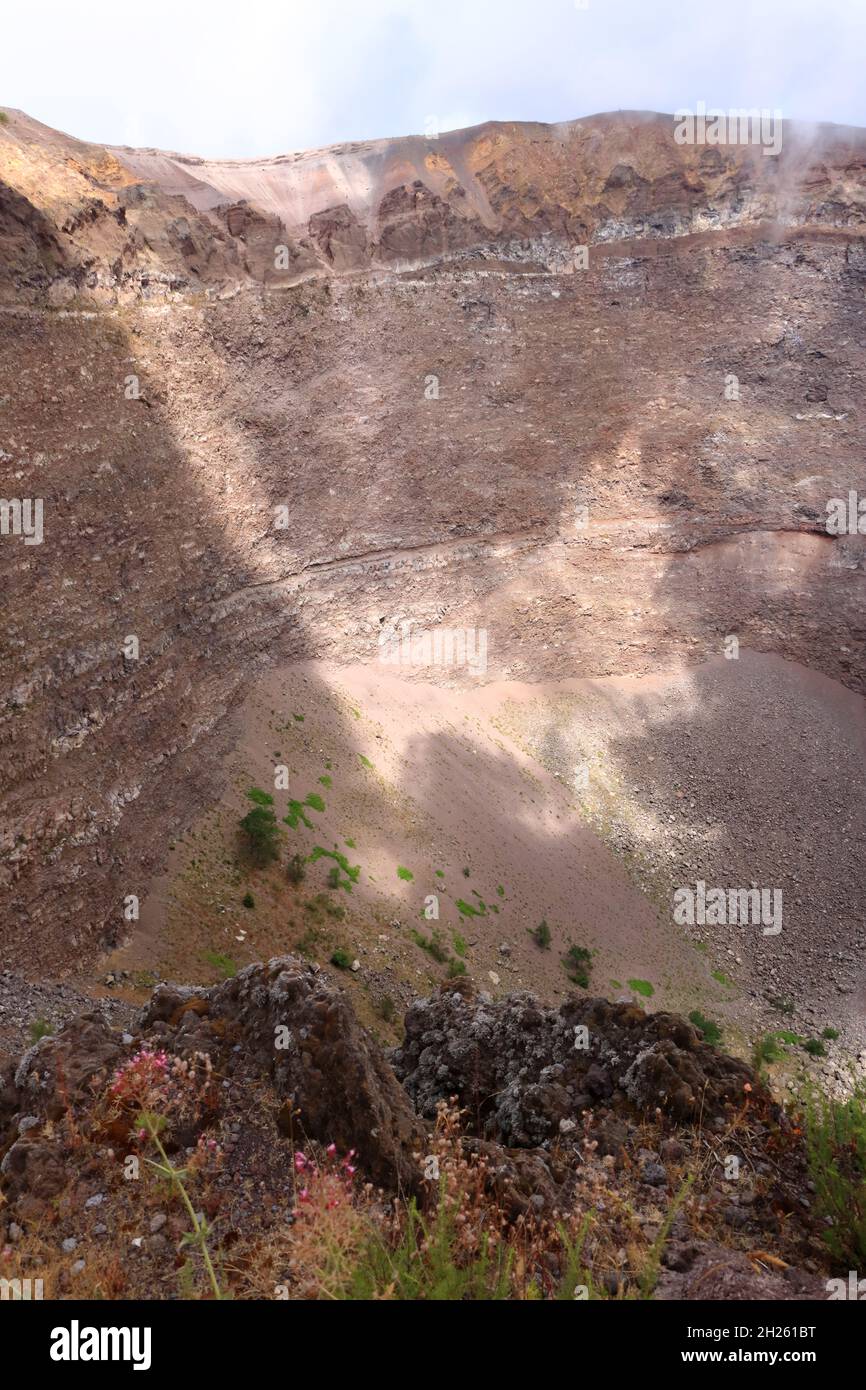 Detail of the Vesuvius crater, Naples in Italy Stock Photo - Alamy