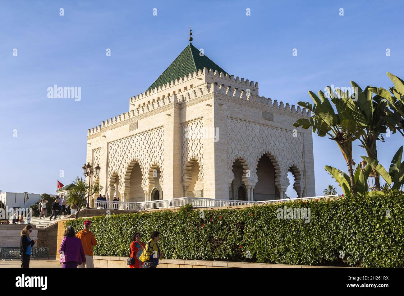 Yacoub hi-res stock photography and images - Alamy