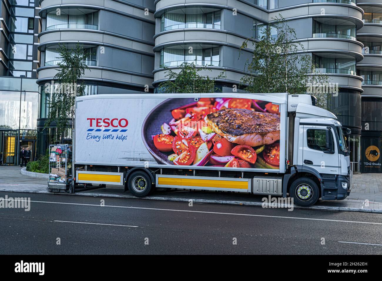 Tesco supermarket grocery delivery truck, London, UK Stock Photo - Alamy