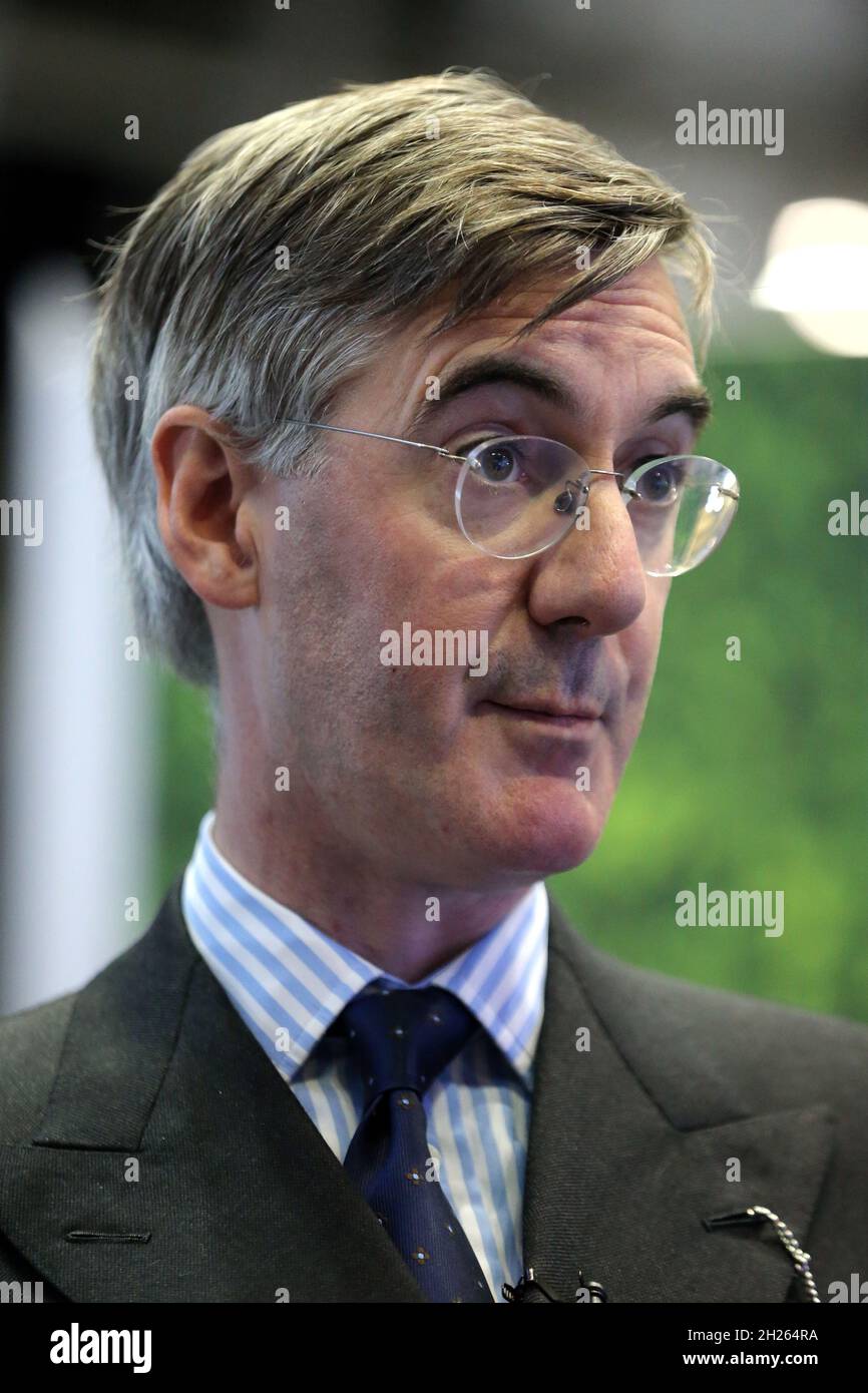 Jacob rees mogg house of commons hi-res stock photography and images ...