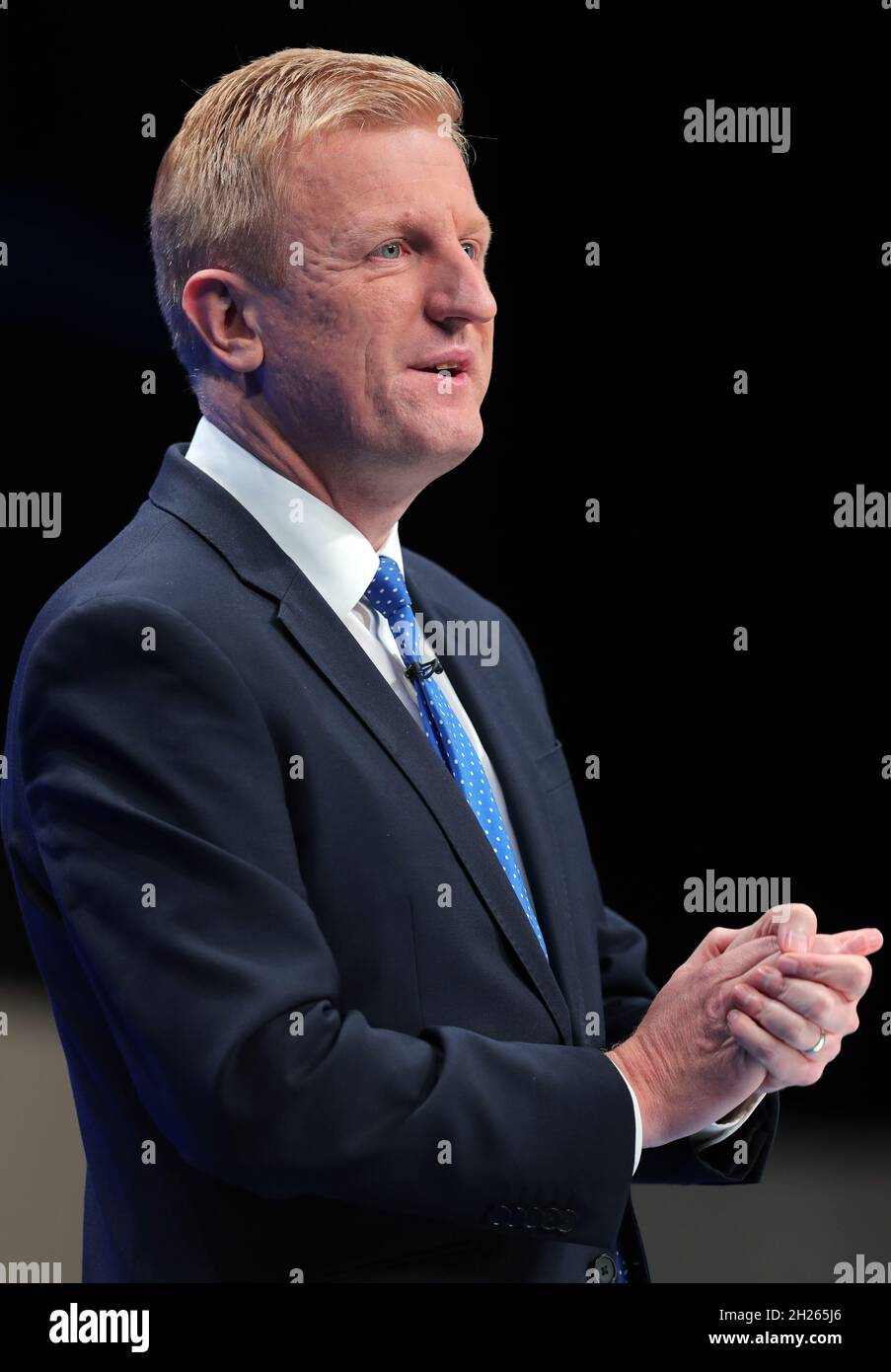 Oliver dowden portrait hi-res stock photography and images - Alamy