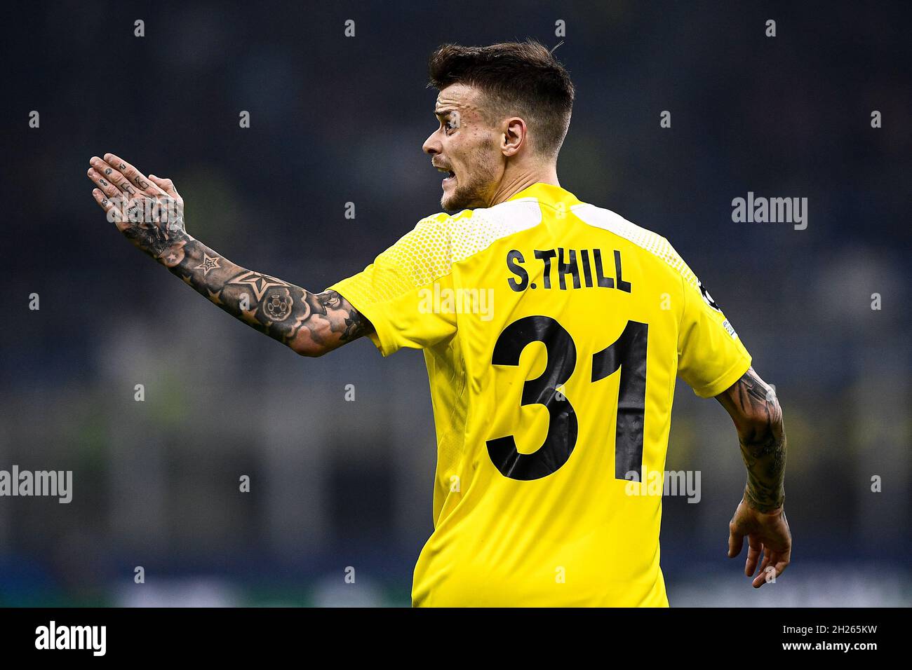 Sébastien thill champions league hi-res stock photography and images ...