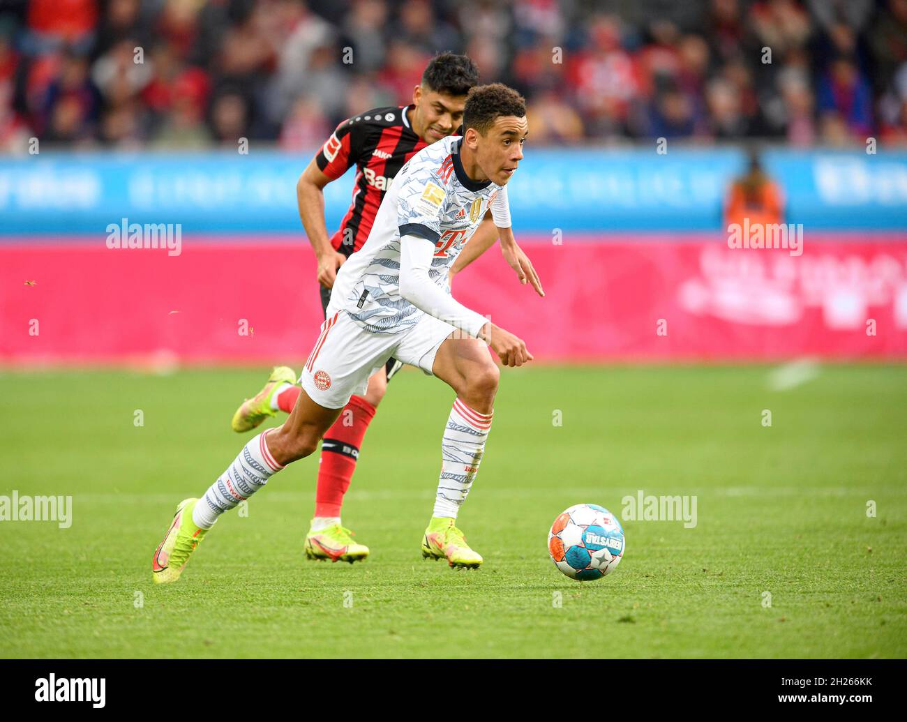 Jamal musiala body hi-res stock photography and images - Alamy