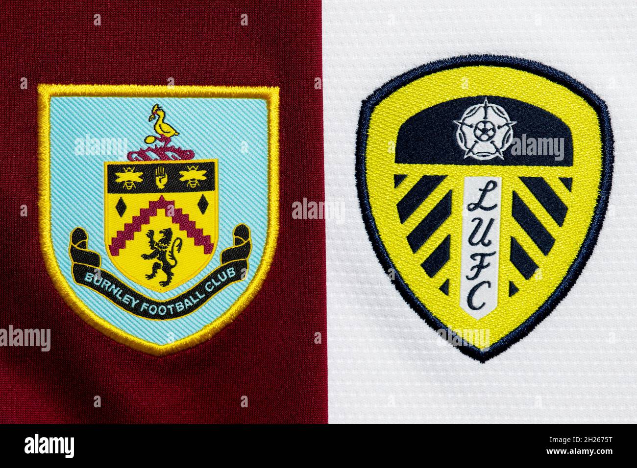 Leeds united football club crest hi-res stock photography and images ...