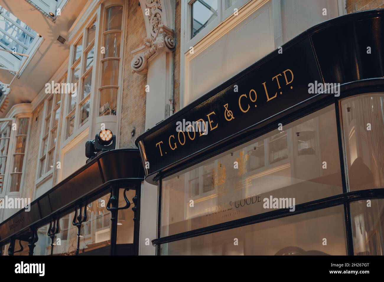 Thomas goode hi-res stock photography and images - Alamy