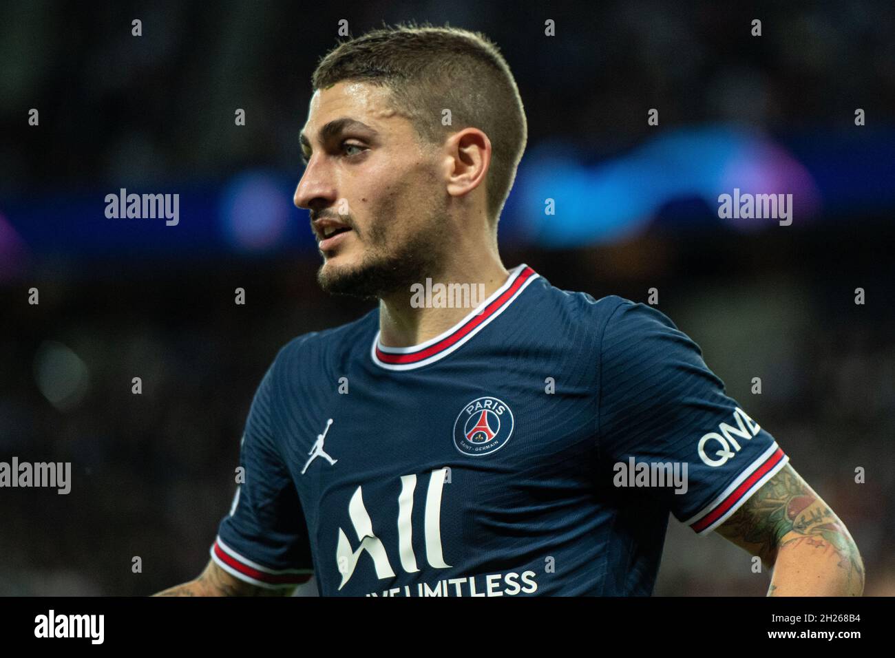 PARIS, FRANCE - OCTOBER 19: Marco Verratti of Paris Saint-Germain ...