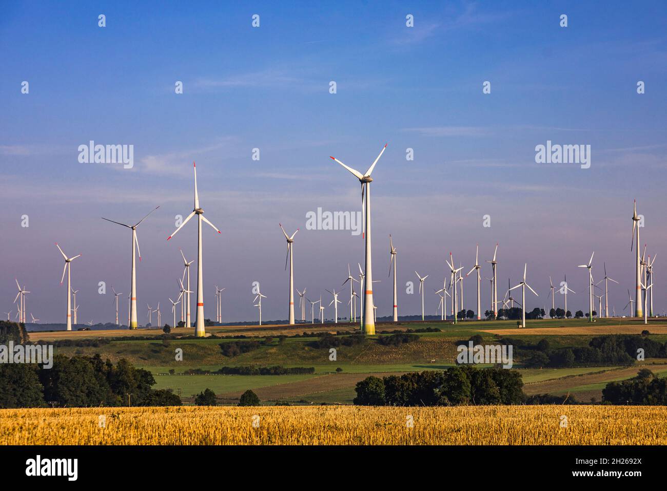 Inland wind farm hi-res stock photography and images - Alamy