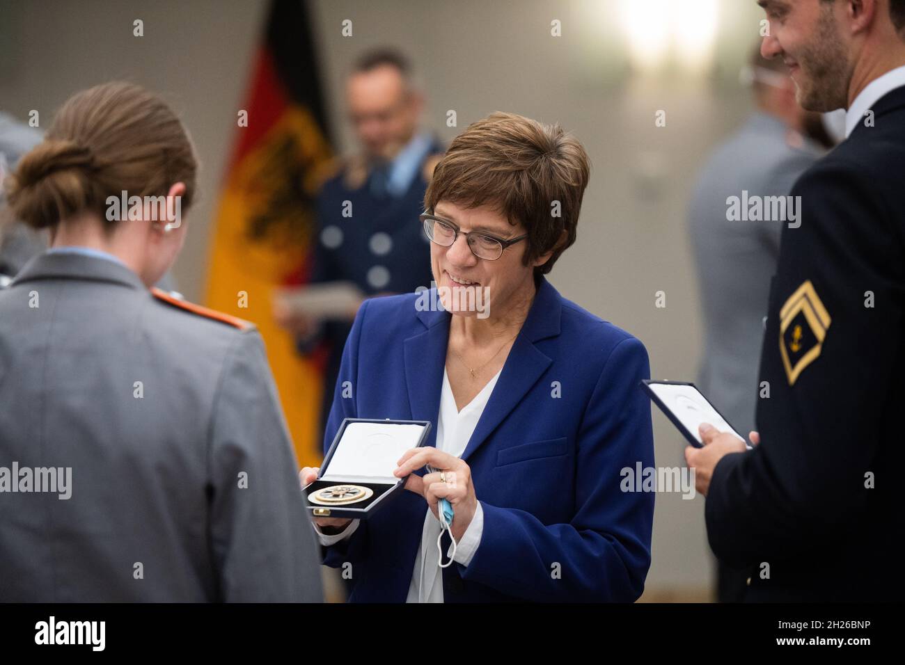 Berlin, Germany. 20th Oct, 2021. Annegret Kramp-Karrenbauer (CDU ...