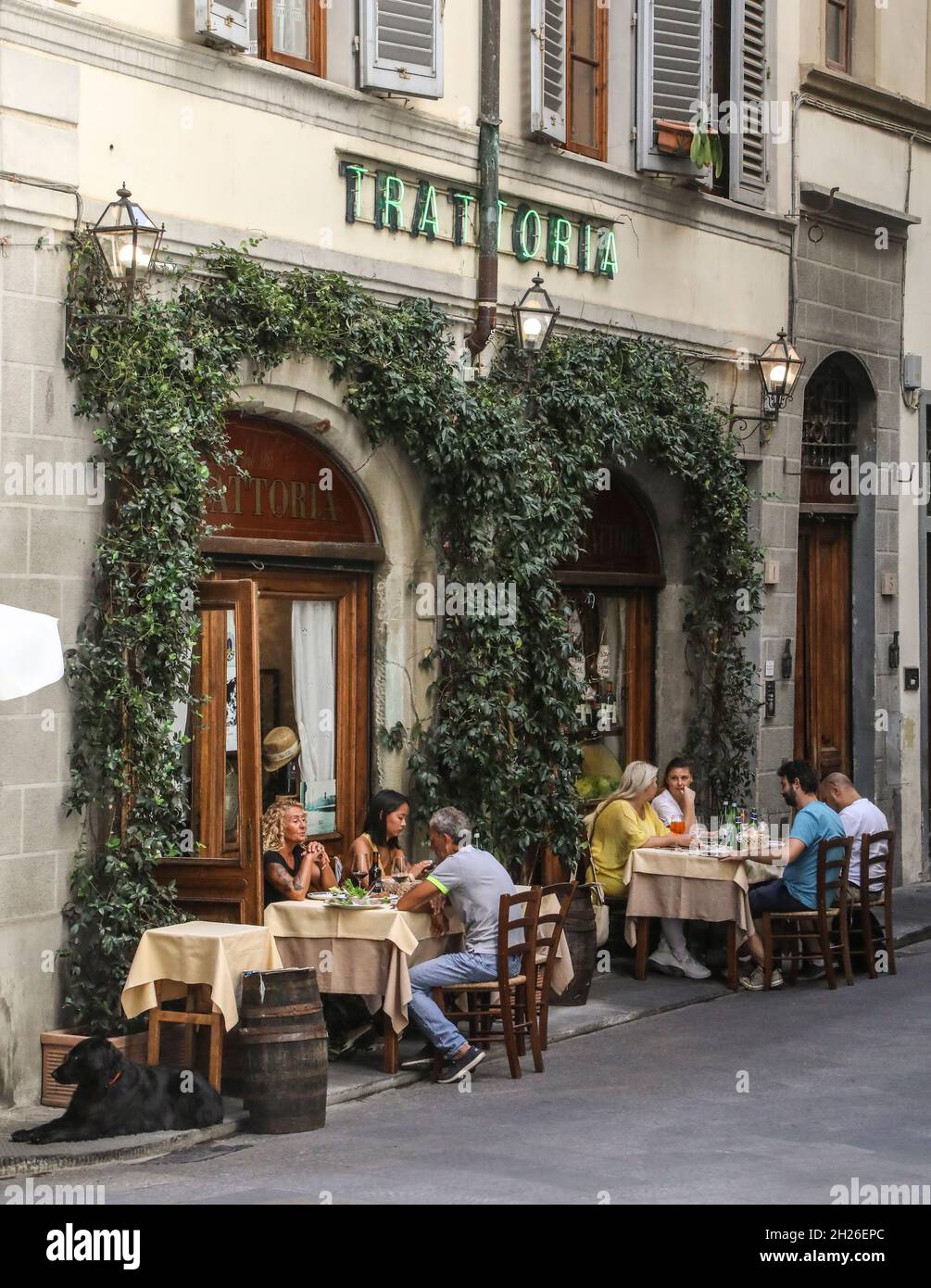 Italien terrasse hi-res stock photography and images - Alamy