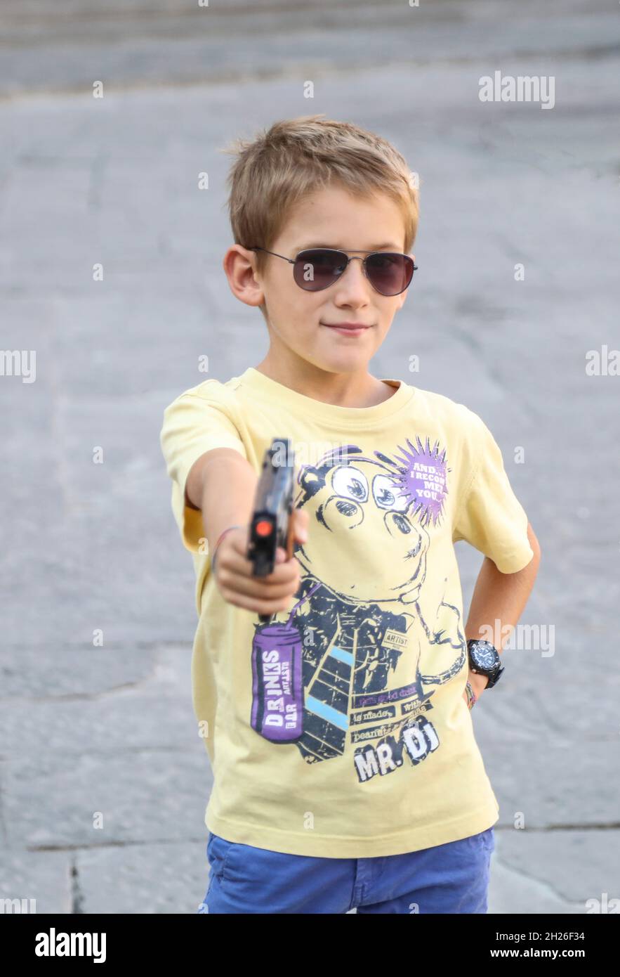 Kid italy hi-res stock photography and images - Alamy