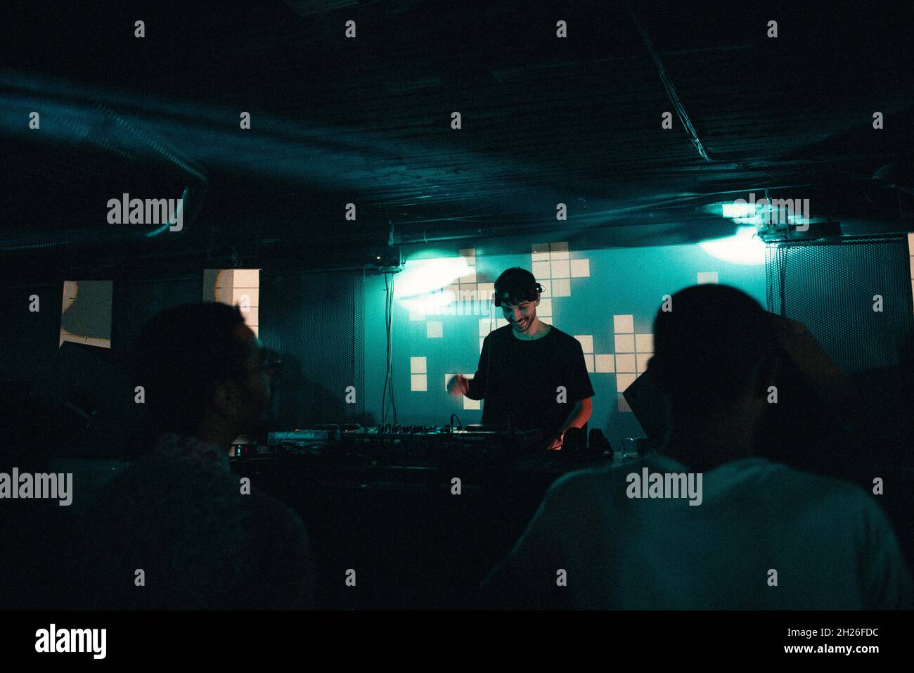 Some photos reflect the nightlife in Damascus - Syria after war 2021 ...