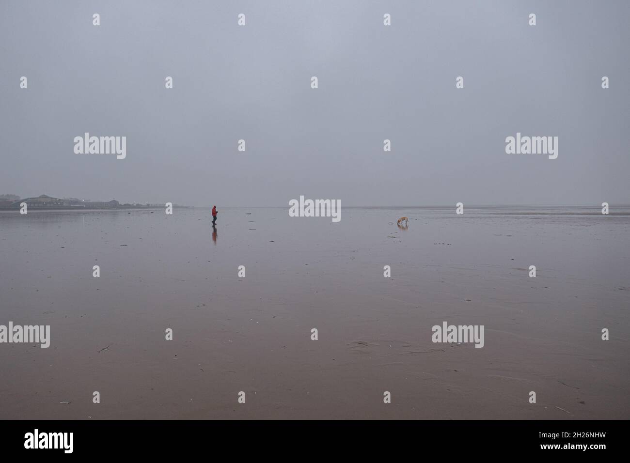 L s lowry football hi-res stock photography and images - Alamy