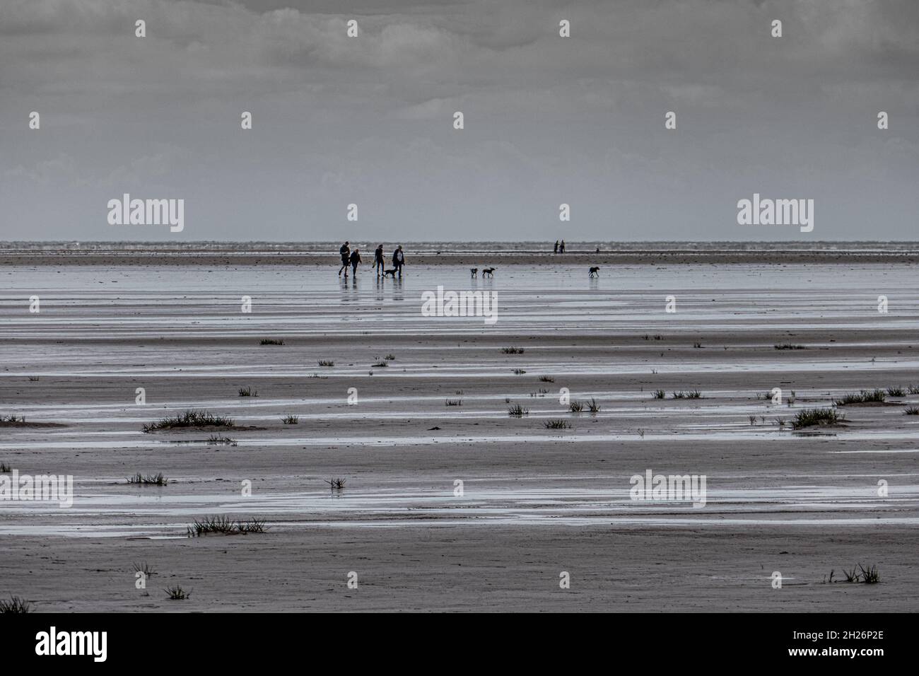 L s lowry football hi-res stock photography and images - Alamy