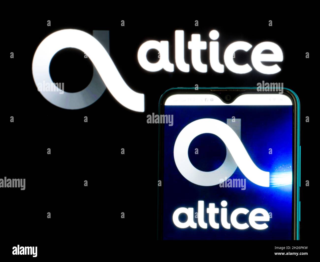 Altice logo hi-res stock photography and images - Alamy