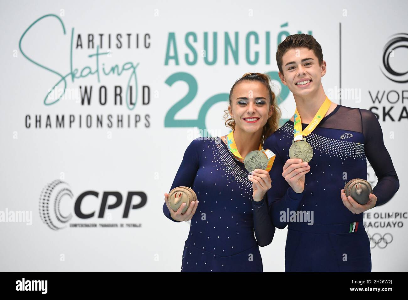 Roberta sasso gherardo altieri degrassi hi-res stock photography and ...