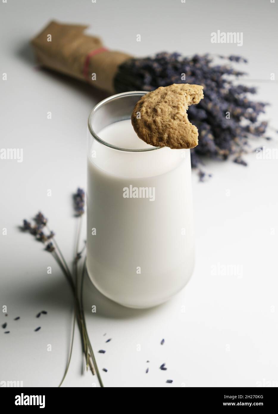 Bitten off hi-res stock photography and images - Alamy