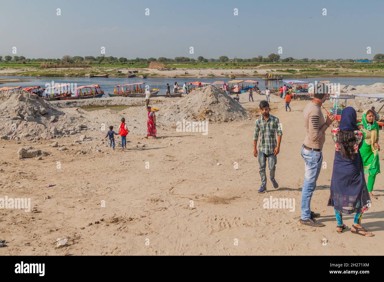 VRINDAVAN, INDIA - FEBRUARY 18, 2017: Boats at Yamuna river in ...