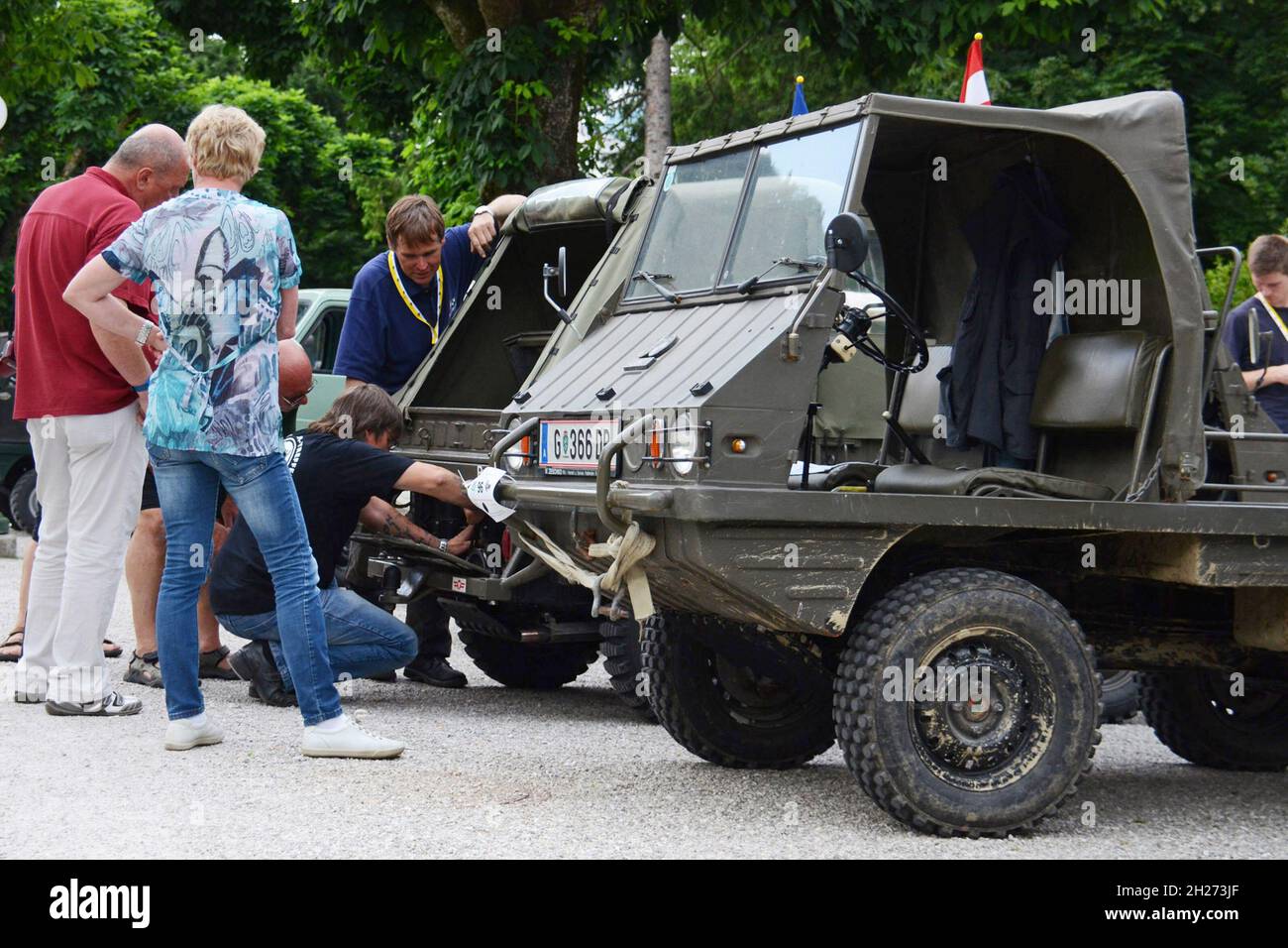 Treffen von Steyr-Puch Haflinger Geländewagen in Bad Ischl, Österreich ...