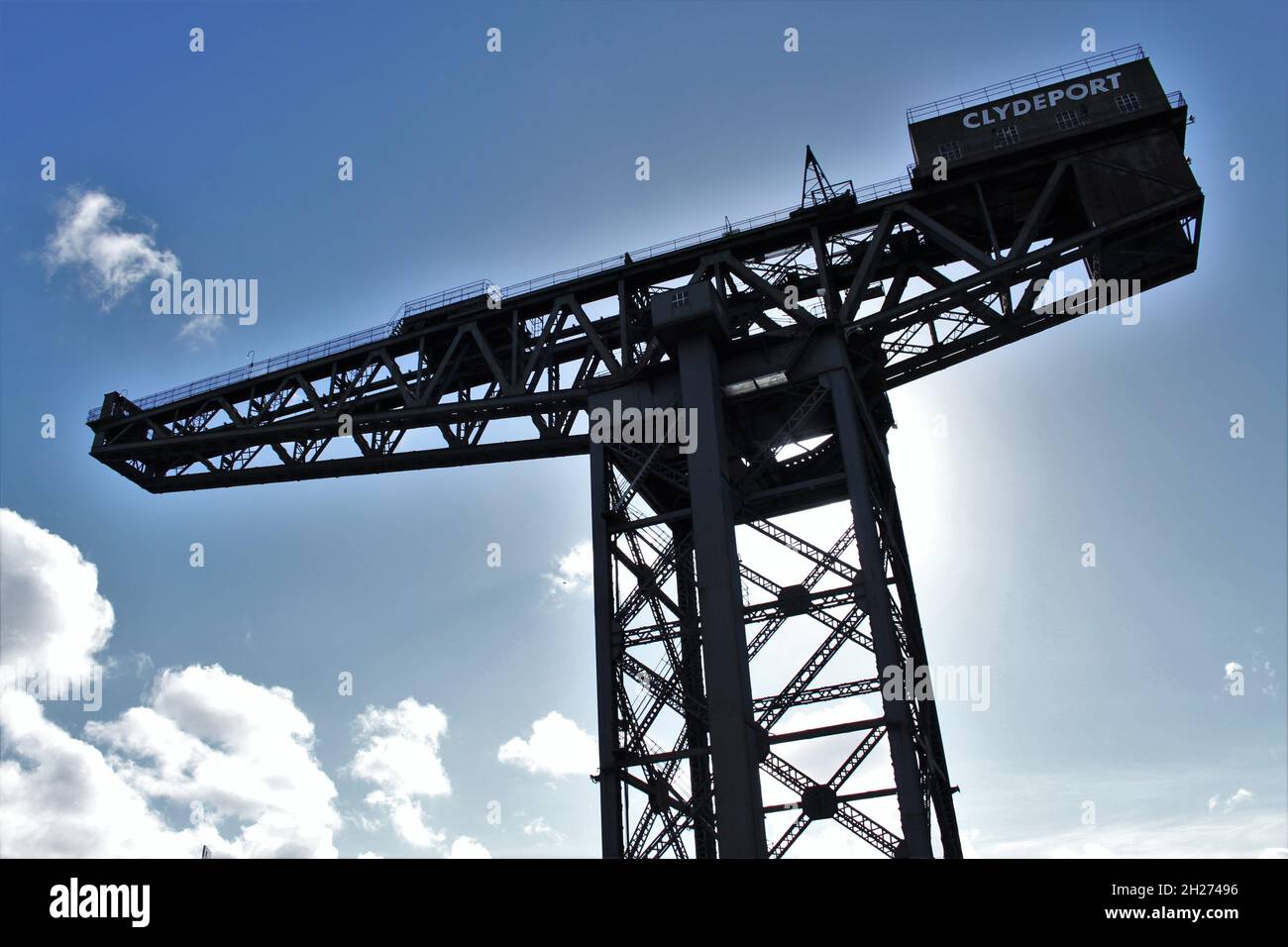 Famous glasgow clydeport crane hi-res stock photography and images - Alamy