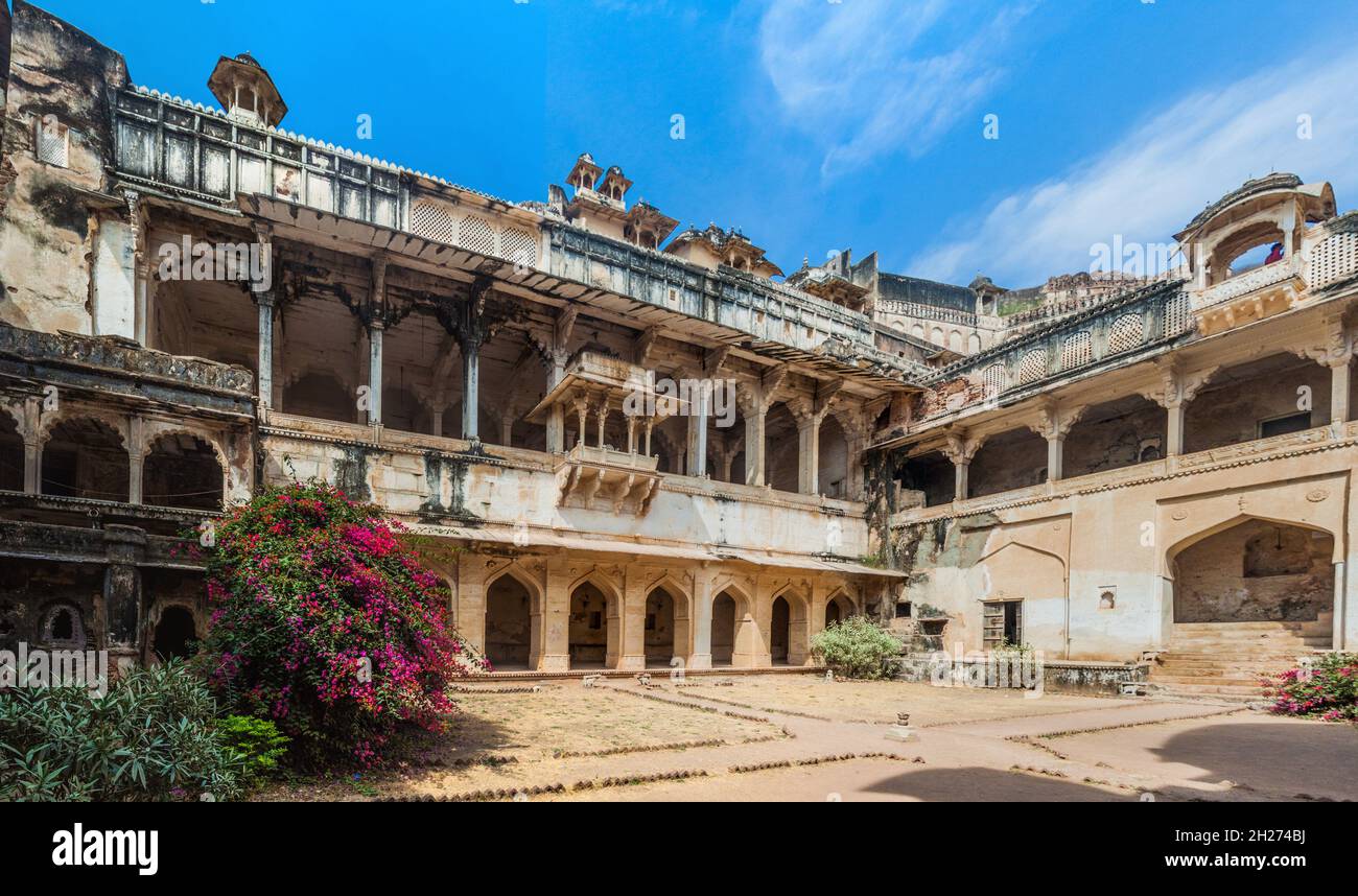 Garh Palace in Bundi, Rajasthan state, India Stock Photo - Alamy